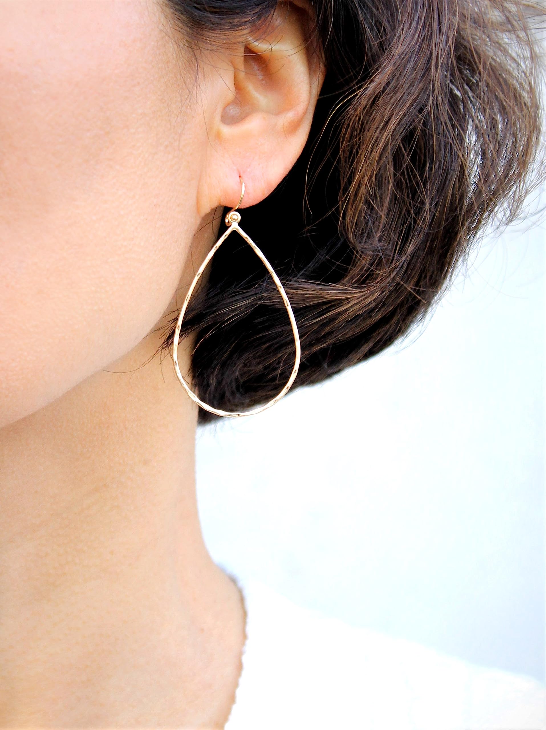 Pomina Lightweight Open Gold Teardrop Earrings Simple Basic Geometric Gold Dangle Drop Earrings for Women (TextureTeardrop_Gold)