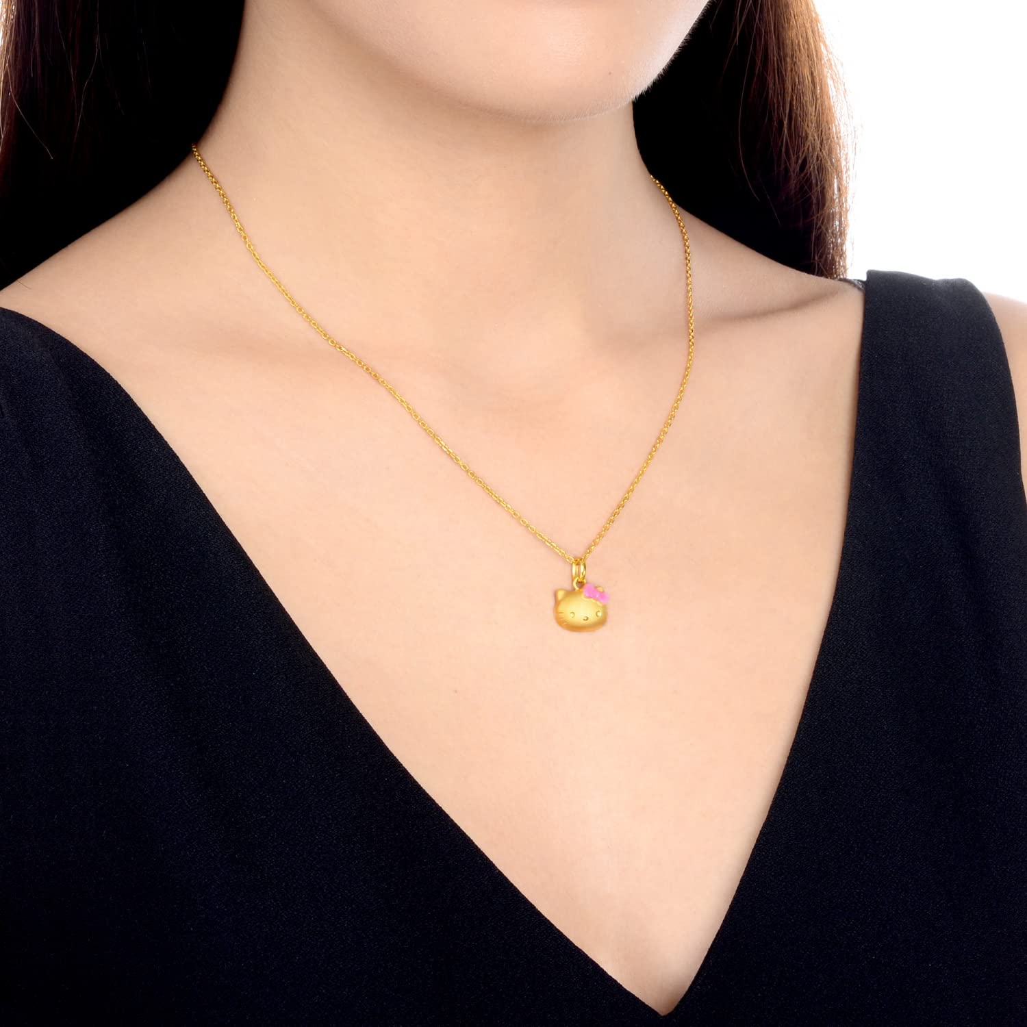 CHOW SANG SANG Sanrio 999.9 24K Solid Gold Hello Kitty Pendant for Women 79632P | [Not Include the Necklace]