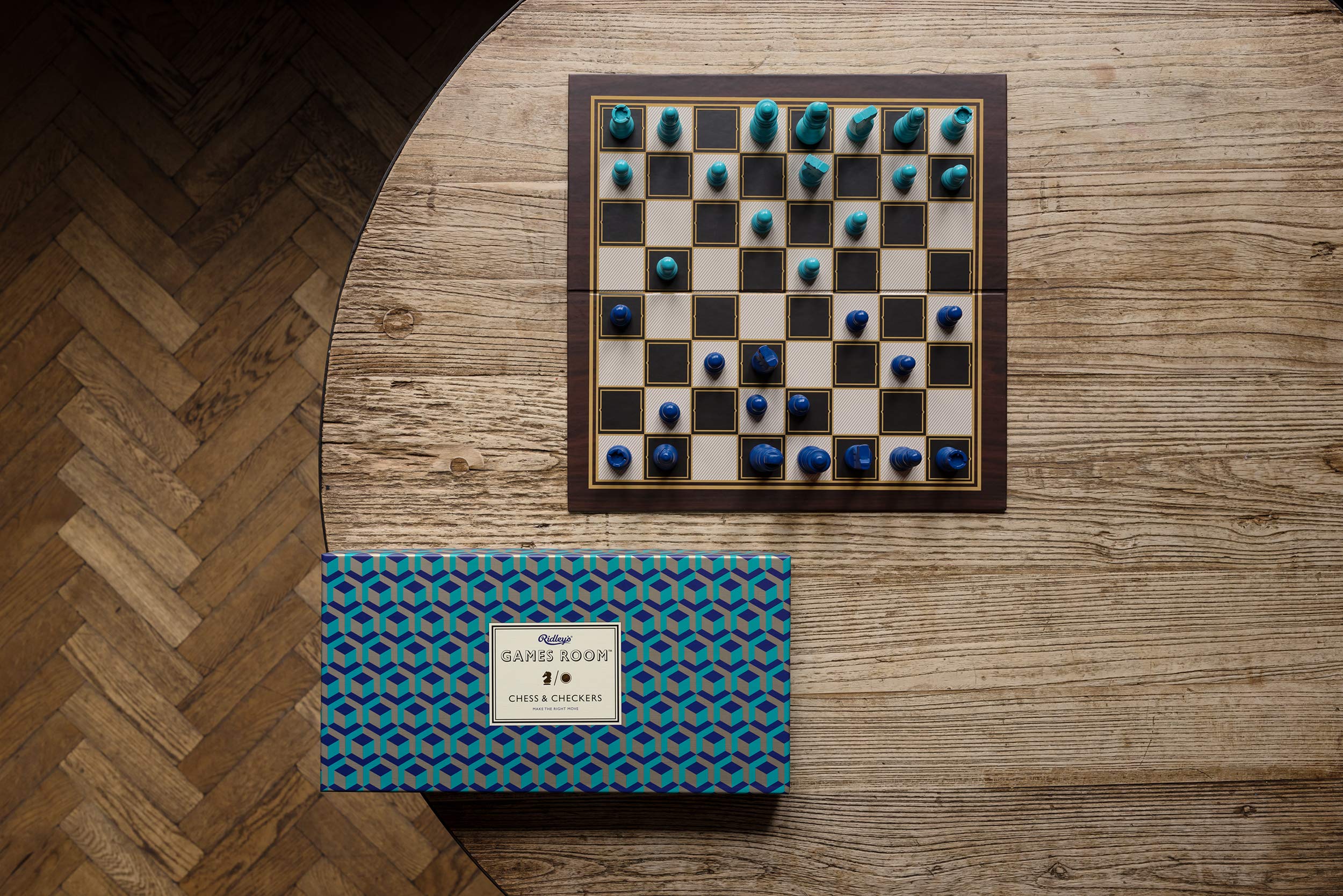 Ridley’s Classic 2-in-1 Chess and Checkers Set – Folding Family Board Games, Includes all Chess and Checkers Pieces, Ideal for Ages 8+ – Great Gift Idea