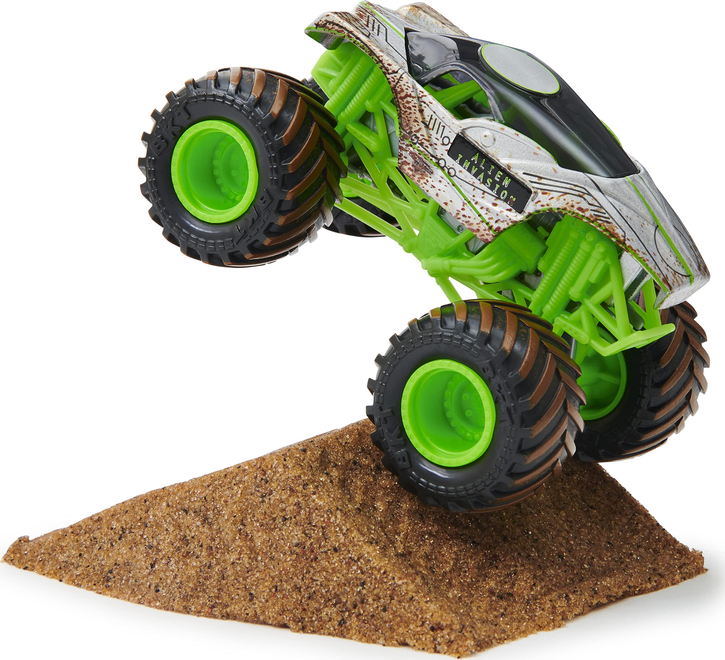 Monster Jam, Alien Invasion Monster Dirt Starter Set with 8oz Monster Dirt and Official 1:64 Scale Truck