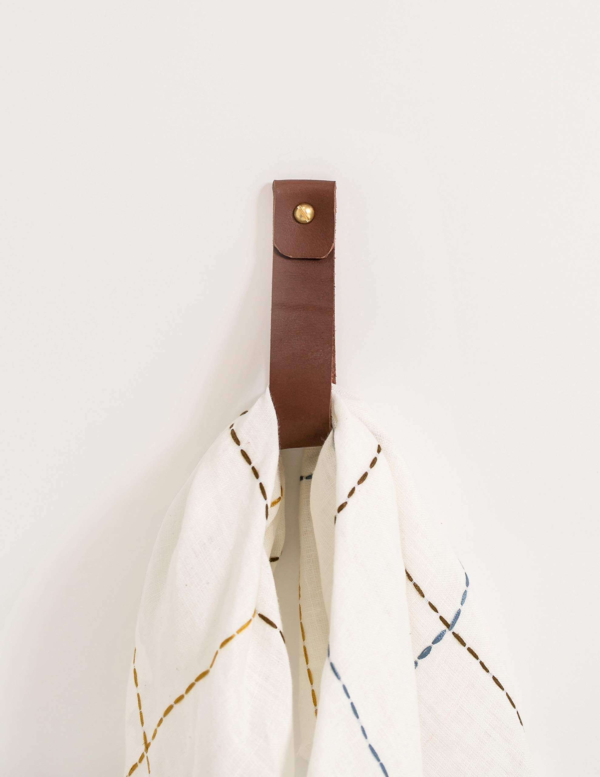 Keyaiira Leather Wall Hook - Rustic Curtain Rod & Oar Holder, Farmhouse Towel Ring, Canoe Paddle Hanger, Leather Strap Bathroom Decor