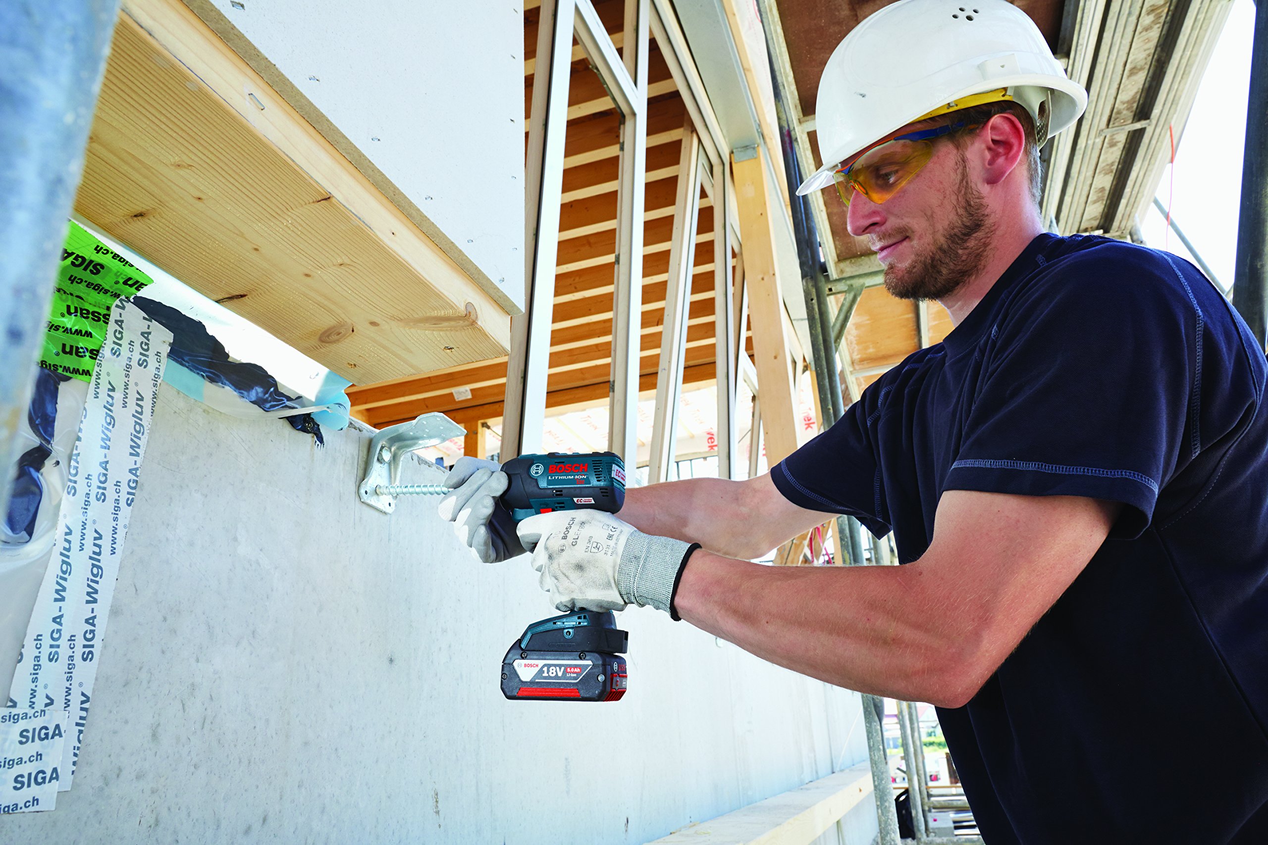 Bosch IWMH182-01 18V Brushless Impact Wrench with 1/2" Square Drive, 2 Batteries, Charger, and Carry Bag