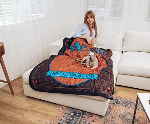 Magic: The Gathering Fleece Throw Blanket | Plush Soft Polyester Cover For Sofa and Bed, Cozy Home Decor, Luxury Room Essential | Tabletop Gamer Gifts For Adults, Teens | 45 x 64 Inches