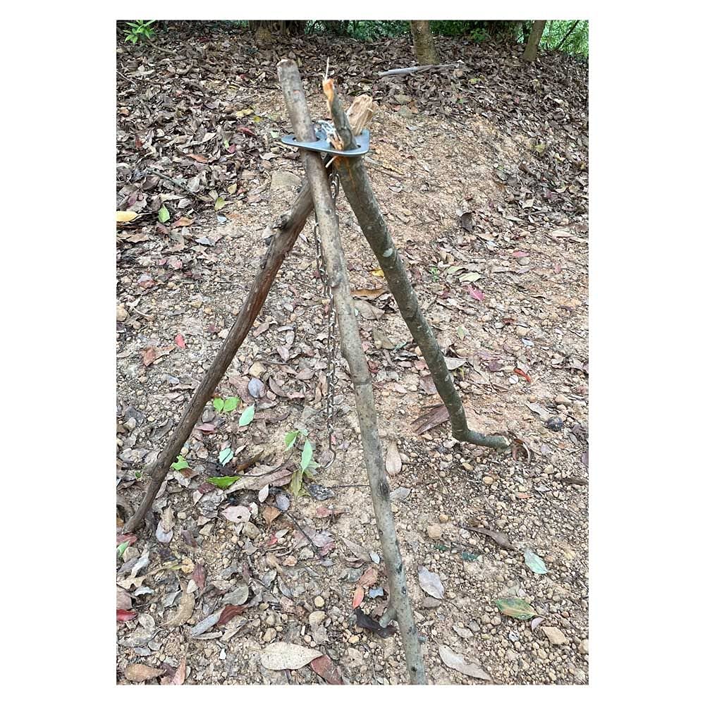 Campfire Tripod Board Camping Tripod for Cooking Stainless Steel Campfire Support Plate Portable Tripod Grill Accessories with Adjustable Chain for Hanging Cookware Lantern