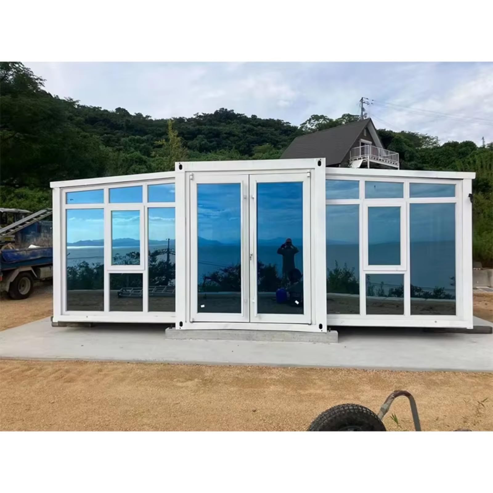 Folding Container House Tiny House Expandable Folding House with 2 3 4 Bedrooms and Bathroom Tiny Home with Luxury Design for Homes, Hotels, Offices