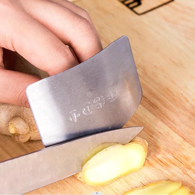 Finger Protector, Stainless Steel Finger Protector Guard for Safe Chopping and Slicing in Kitchen Adjustable Easy to Clean Tool for Chefs and Home Cooks