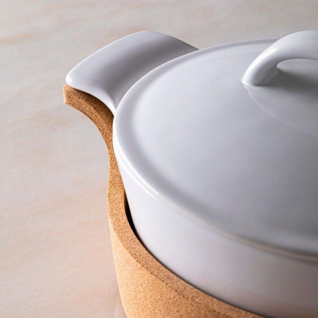 Casafina Ensemble Oval Covered Casserole with Cork Tray