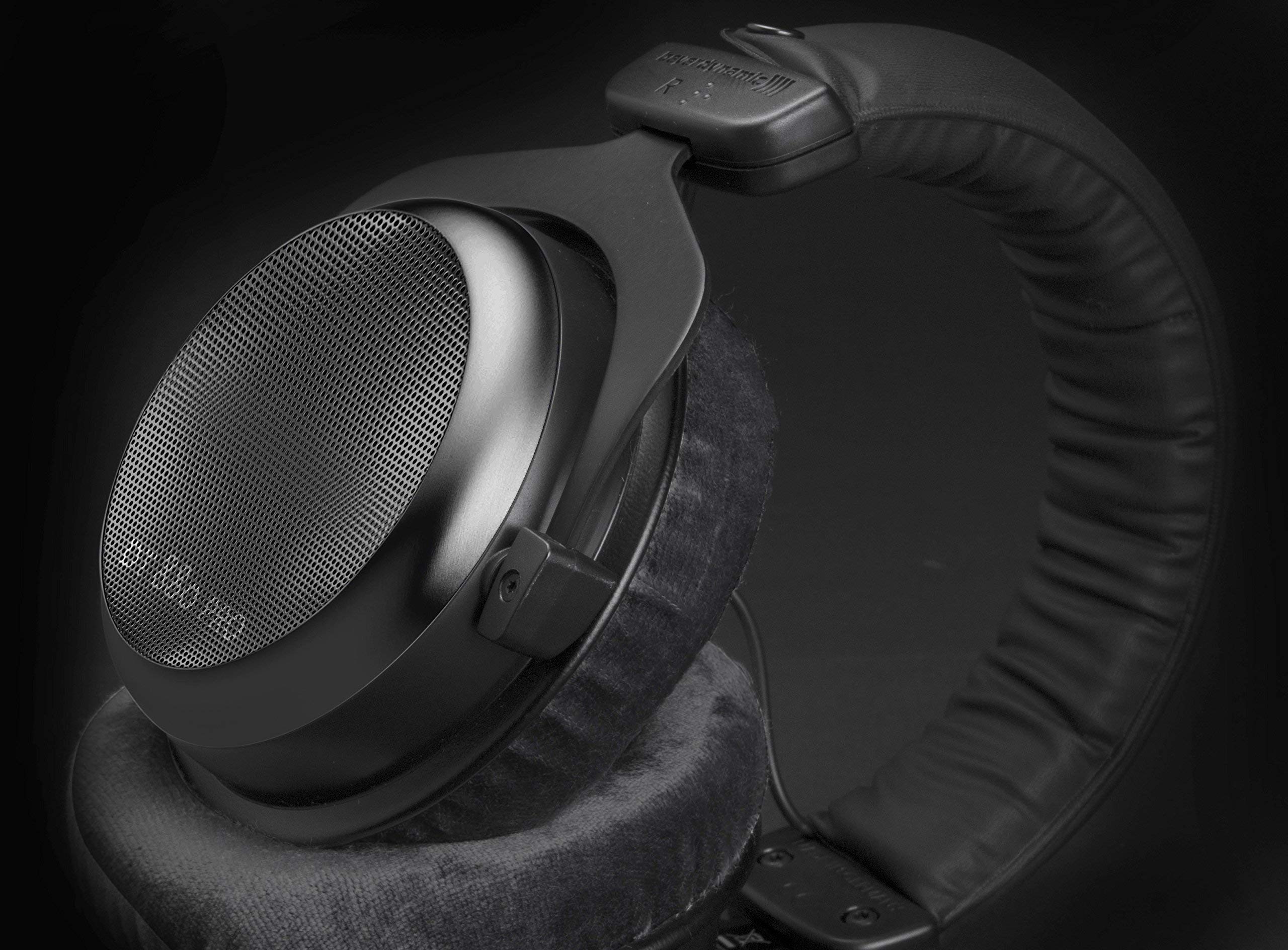Beyerdynamic DT 880 PRO - 250 Ohm Semi-Open Studio Headphones (Limited Edition) (Renewed)