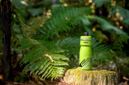 CamelBak Podium Dirt Series Chill Insulated Mountain Bike Water Bottle 21oz, Lime