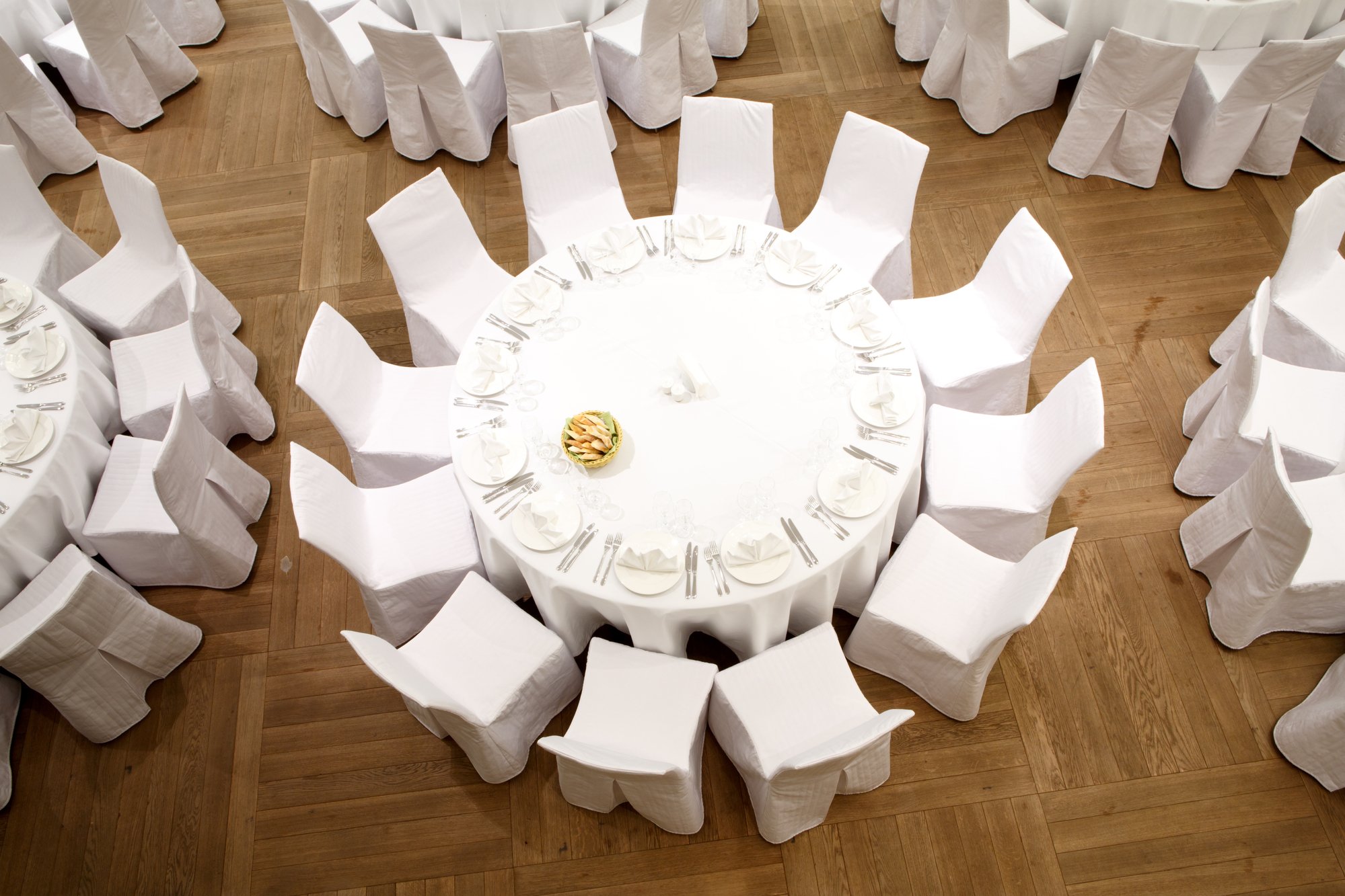 SPRINGROSE Ecoluxe 90 Inch Round White Tablecloth 10 Set | Sleek & Elegant Touch, Crease & Wrinkle Resistant Polyester | for Wedding Receptions, Banquets, Parties, Showers, and Restaurants