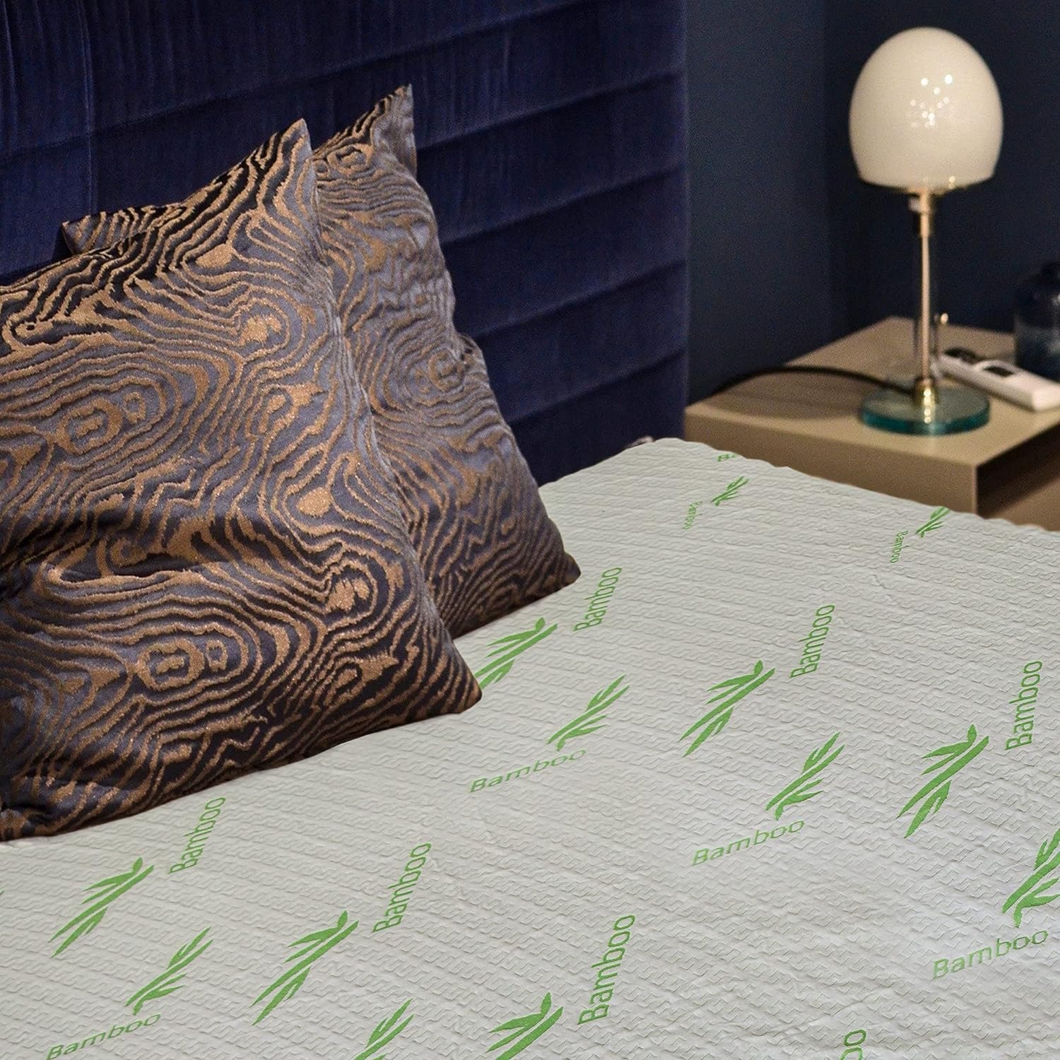 Dream Linens Bamboo Mattress Pad with Fitted Skirts, Double Knit Jacquard Mattress Topper, Breathable Soft Quilted Mattress Cover (Queen)