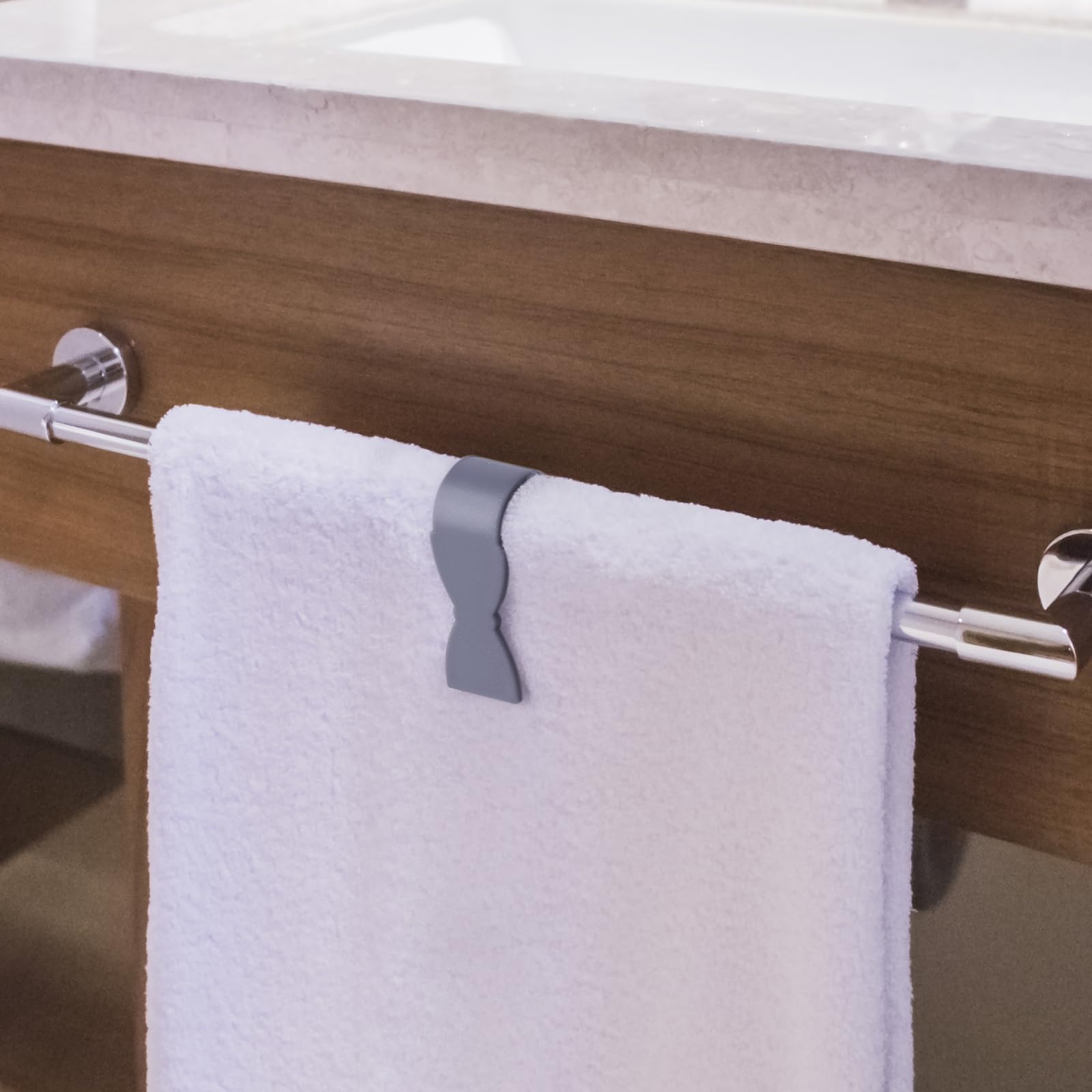 MAOUDA Towel Clips for Kitchen (4 Pack) - Keeps Towel from Falling - Suitable for Kitchen，Oven Handle, Bathroom Towel Rack, Dishwasher，Stove - No More Towels on The Floor