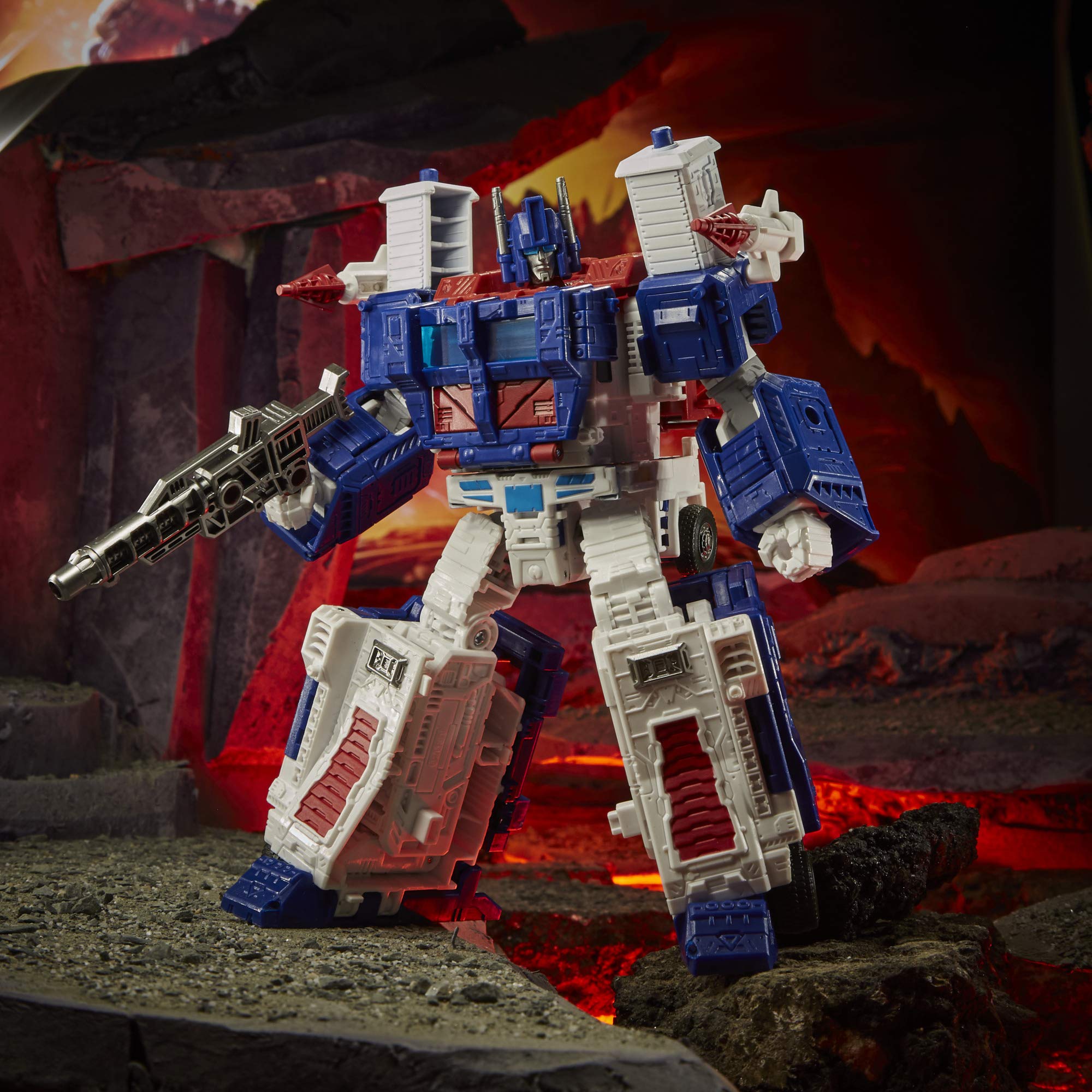 Transformers Toys Generations War for Cybertron: Kingdom Leader WFC-K20 Ultra Magnus Action Figure - Kids Ages 8 and Up, 7.5-inch