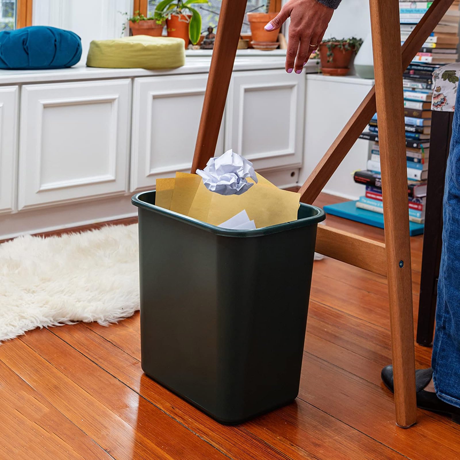 Generic Space Saving Trash Wastebasket, Rectangular Wastebasket,Fits Under Desk and Small, Narrow Spaces in Commercial, Kitchen, Home Office, and Dorm, Easy to Clean (6L)