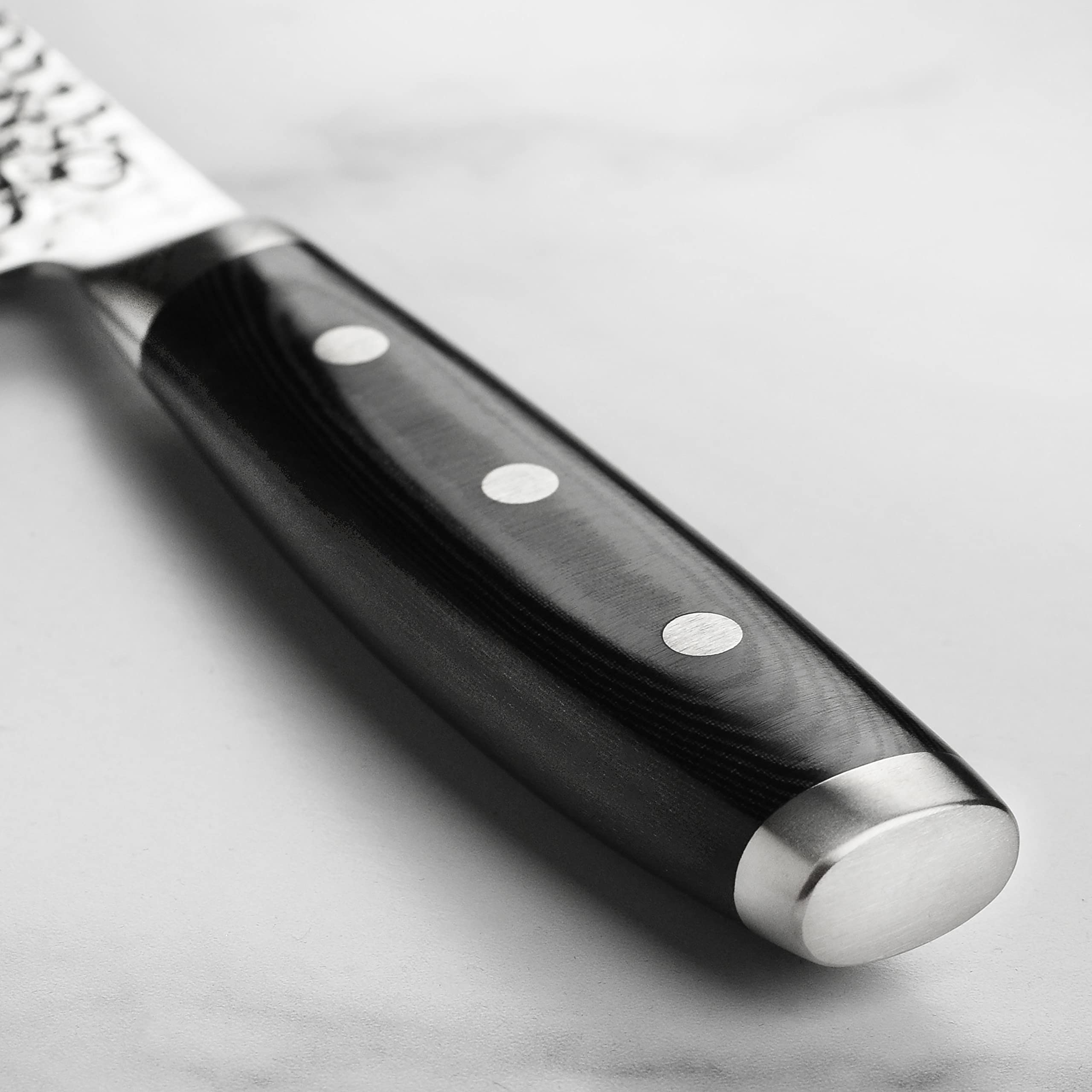 Enso Chef's Knife - Made in Japan - HD Series - VG10 Hammered Damascus Stainless Steel Gyuto - 8"