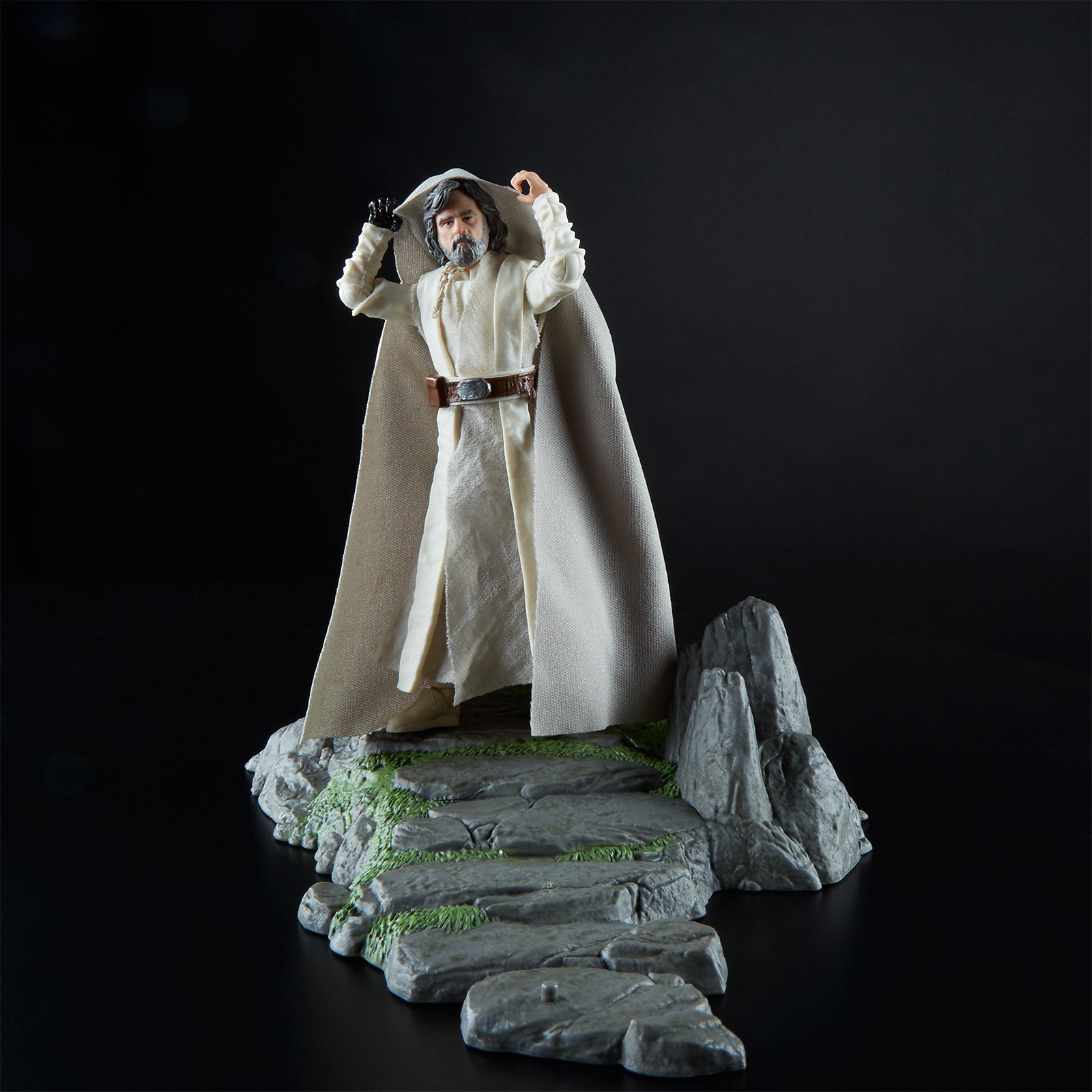 Star Wars C3196 The Black Series Luke Skywalker (Jedi Master) on Ahch-to Island