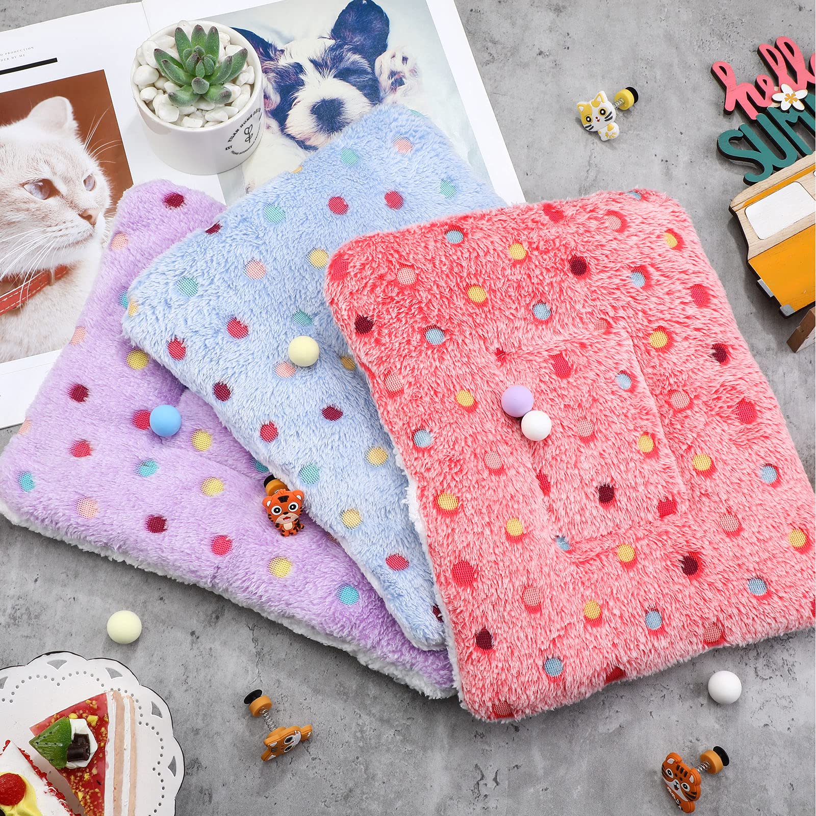 Jetec 3 Pcs Bunny Beds Guinea Pig Beds Soft Bunny Mats Warm Guinea Pig Mat Small Animal Winter Bed Pads Fleece Sleeping Pads for Indoor Rabbit Hamster Squirrel Hedgehog Chinchilla Ferret(Dots)