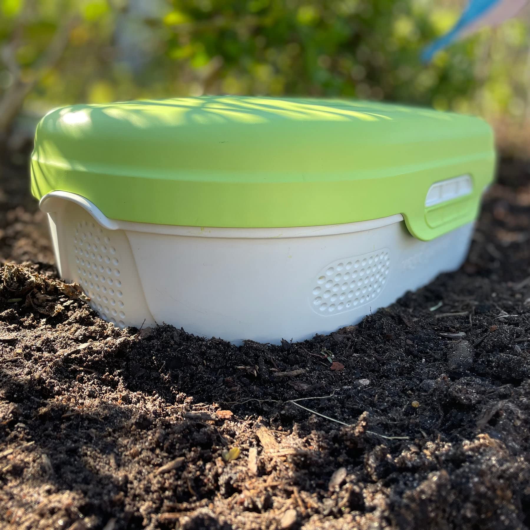 Vego Garden In-Ground Worm Composter Outdoor Farm Compost Bin 8 Gallons BPA-Free Composting System for Raised Garden Beds Lime, Twin Pack
