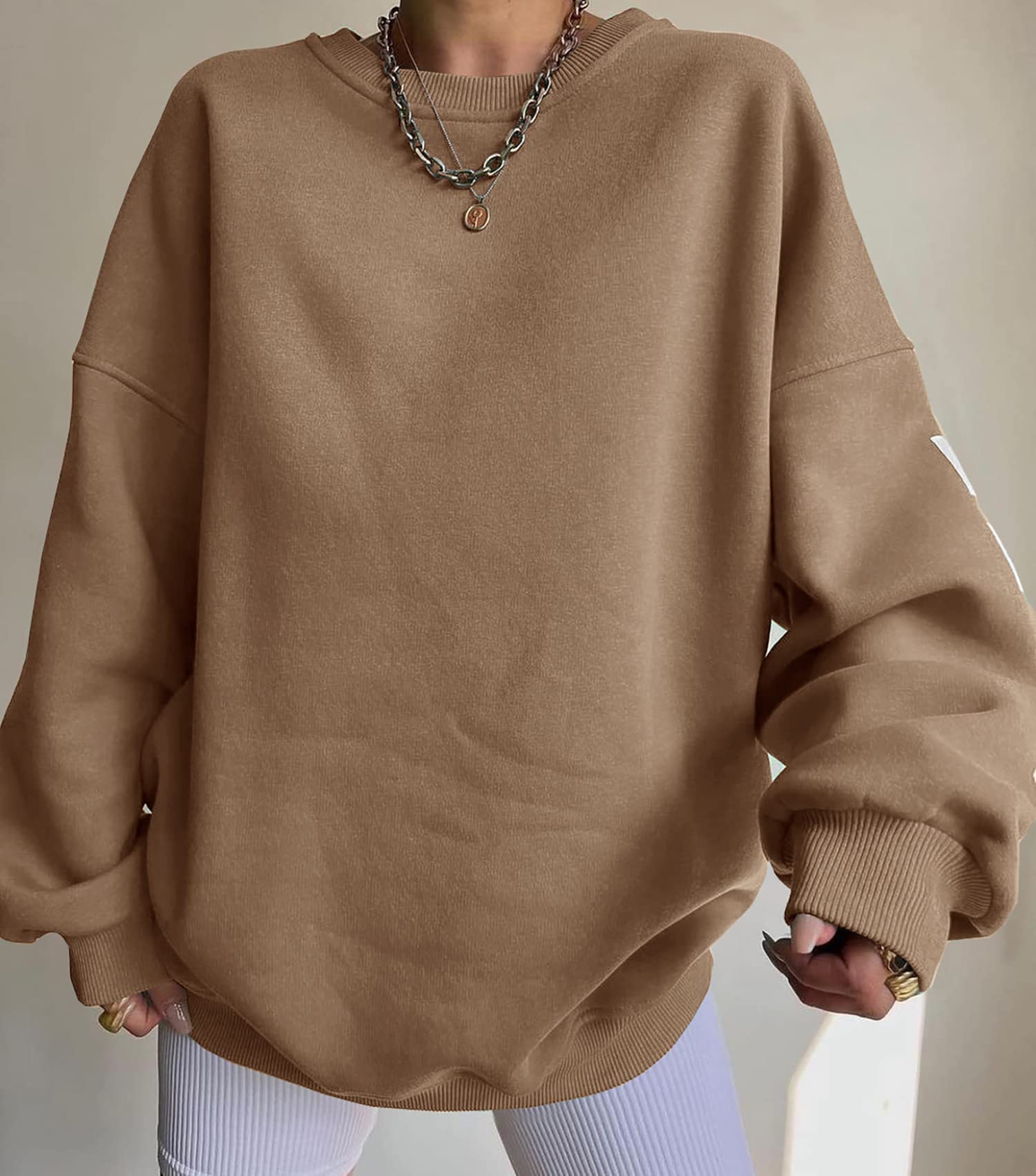 Cioatin Women’s Trendy Oversize Crewneck Chicago Letter Graphic Sweatshirt Y2K Fleece Drop Shoulder Pullover Sweater Brown