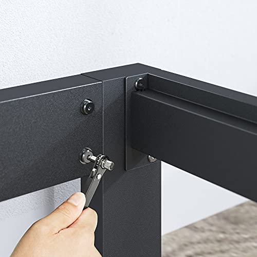 ZINUS Arnav Metal Platform Bed Frame / Wood Slat Support / No Box Spring Needed / Easy Assembly, Black, Full