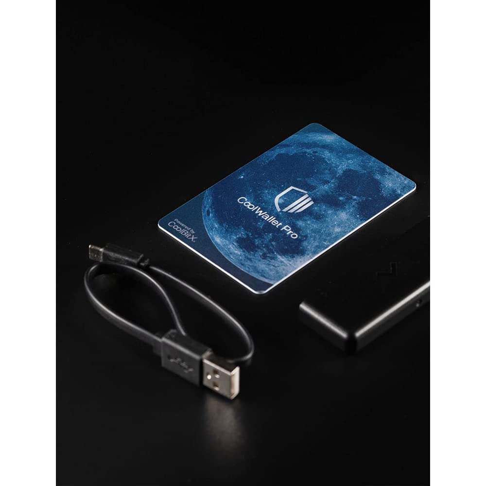 CoolWallet Pro Crypto Hardware Wallet w/Charger Combo Set