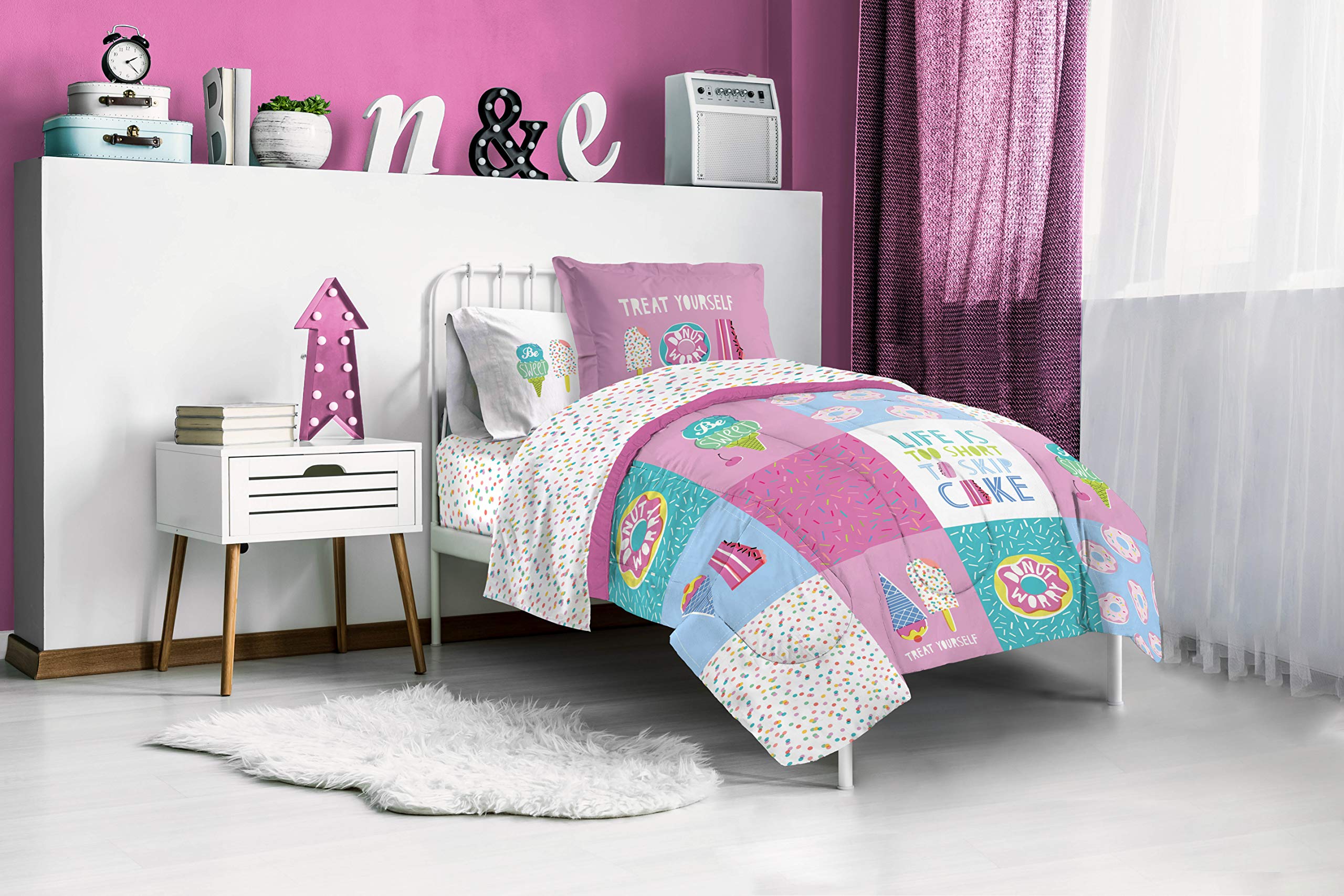 Jay Franco Trend Collector Be Sweet 7 Piece Full Bed Set - Includes Comforter & Sheet Set - Super Soft Fade Resistant Microfiber Bedding
