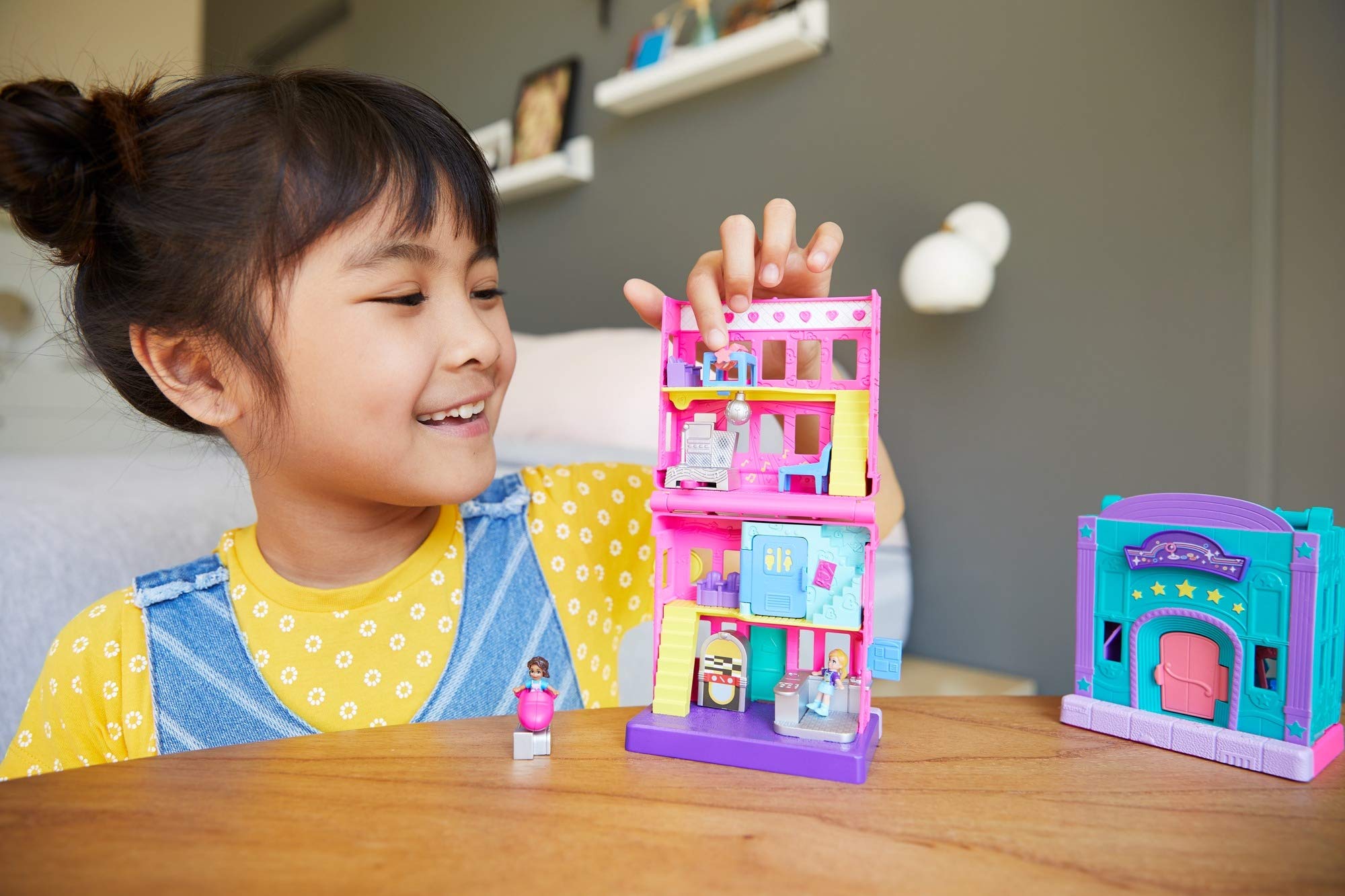 Polly Pocket Pollyville Diner with 4 Floors of Fun, Micro Polly & Shani Dolls, 1 Sticker Sheet and 5 Micro Accessories