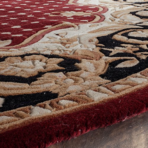 SAFAVIEH Naples Collection 6' Round Burgundy / Black NA701A Handmade Traditional Premium Wool Area Rug
