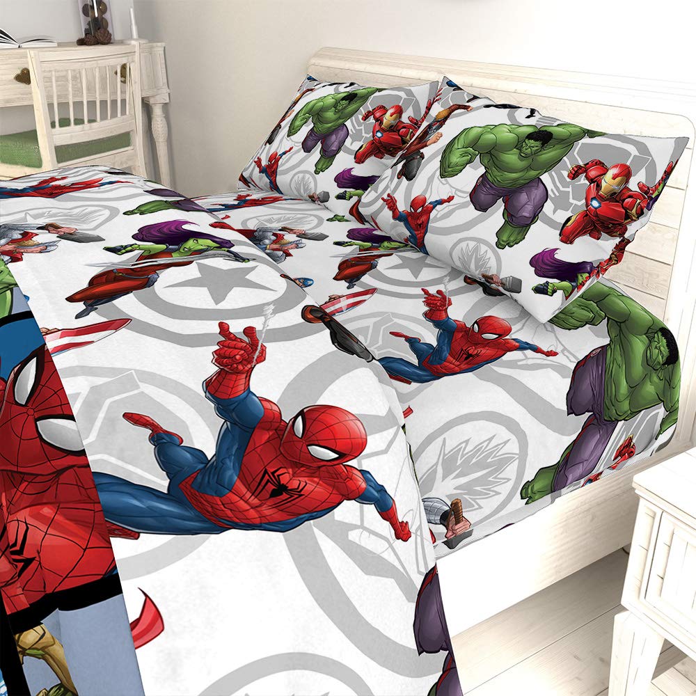 Jay Franco Marvel Avengers Marvel Team Full Sheet Set - Super Soft and Cozy Kid’s Bedding - Fade Resistant Polyester Microfiber Sheets (Official Marvel Product)
