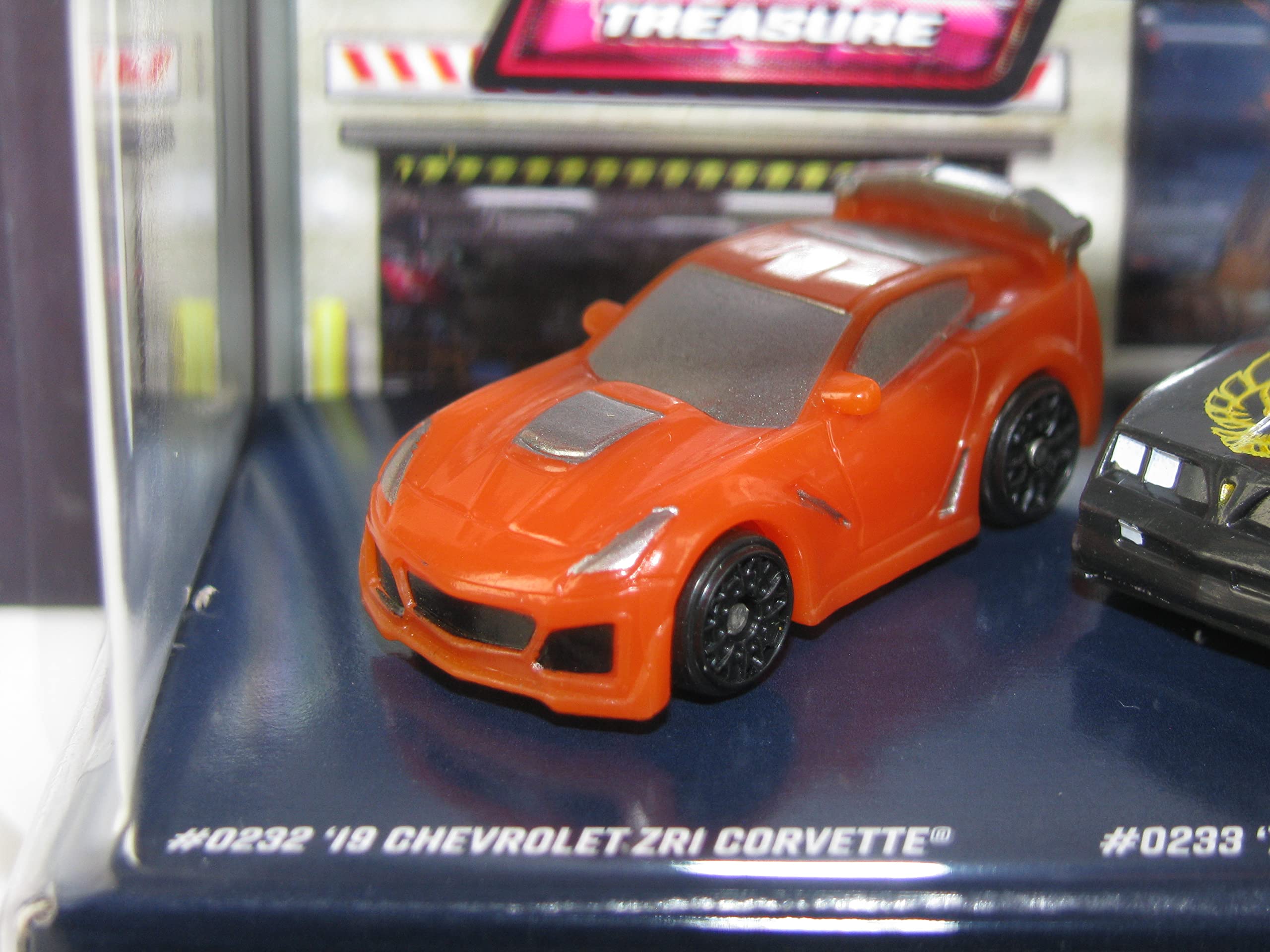Micro Machines 2021 Series 4 World Pack #11 GM Icons: ZR1 Corvette, Pontiac Trans Am, '63 Split Window Corvette, IROC-Z Camaro, Cadillac CTS V