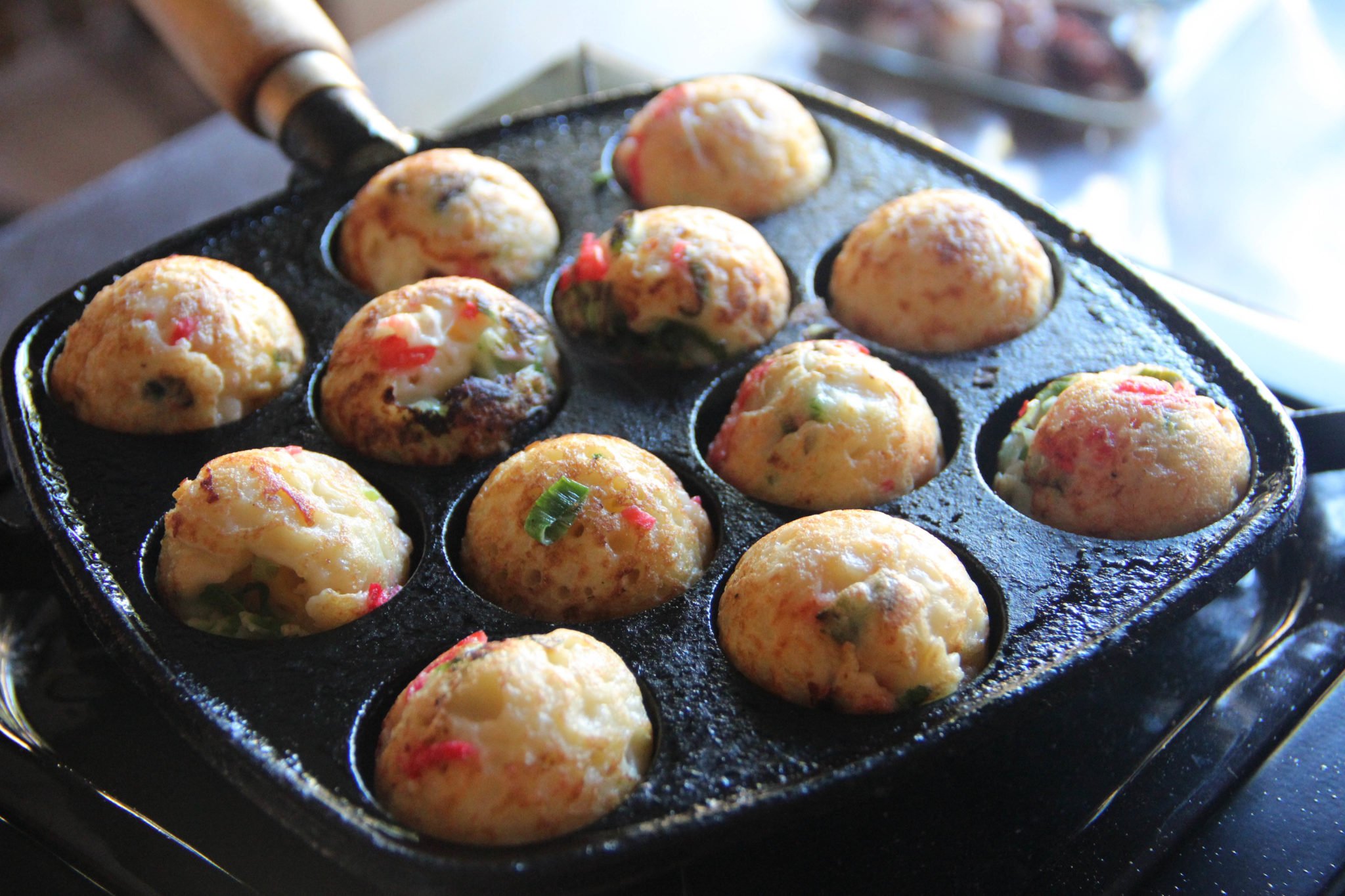 Happy Sales , Cast Iron Takoyaki Pan, 8" L x 7-3/8 D x 1-1/8 H, Black