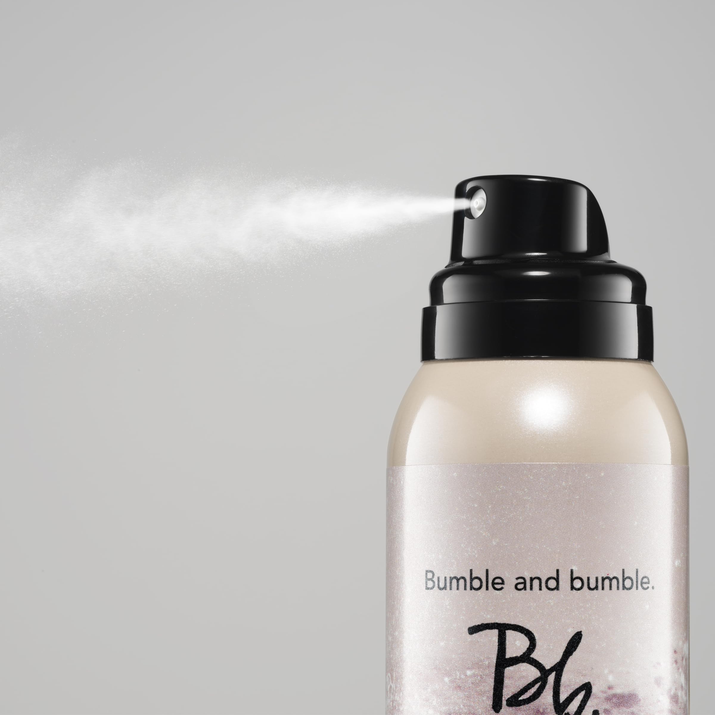 Bumble and bumble. Prêt-à-powder Très Invisible Nourishing Dry Shampoo, 3.1 oz.