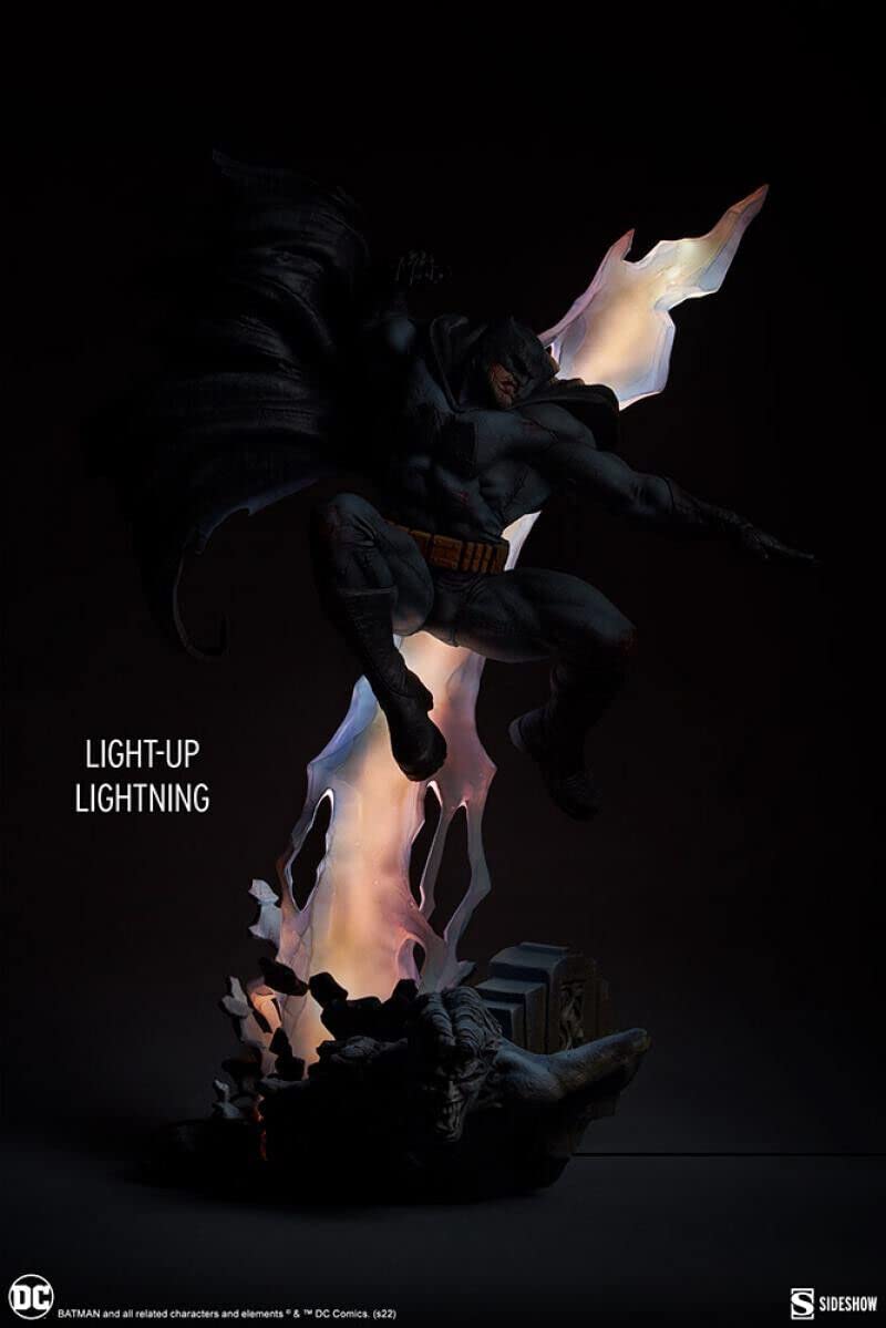 Sideshow Collectibles Batman The Dark Knight Returns Premium Format Figure Statue
