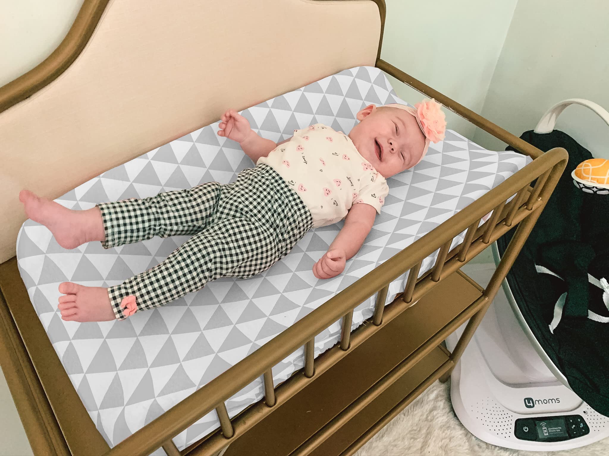 Changing Pad Cover β Premium Baby Changing Pad Covers 4 Pack β Boy or Girl Changing Pad Cover β Pure Jersey Machine Washable Grey & White Changing Table Cover β Diaper Changing Pad Cover Sheets