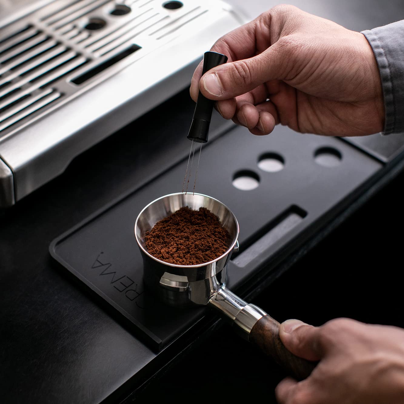 Crema Coffee Products | 54mm Espresso Dosing Funnel/Ring | Silver | Fits 54mm Breville Portafilter | 54mm | Silver
