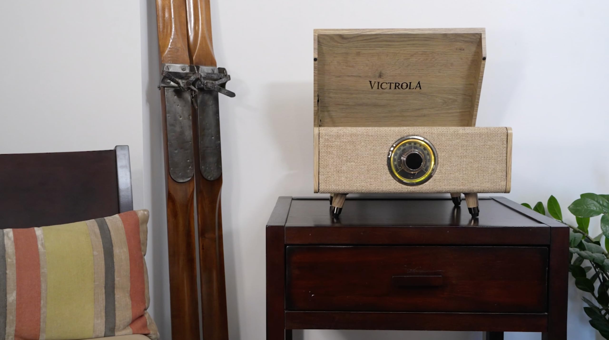 Victrola Highland 4-in-1 Bluetooth Record Player (Farmhouse Oatmeal), 3-Speed Record Player with Speakers, FM Radio & 3.5mm Aux, Wireless Music Streaming