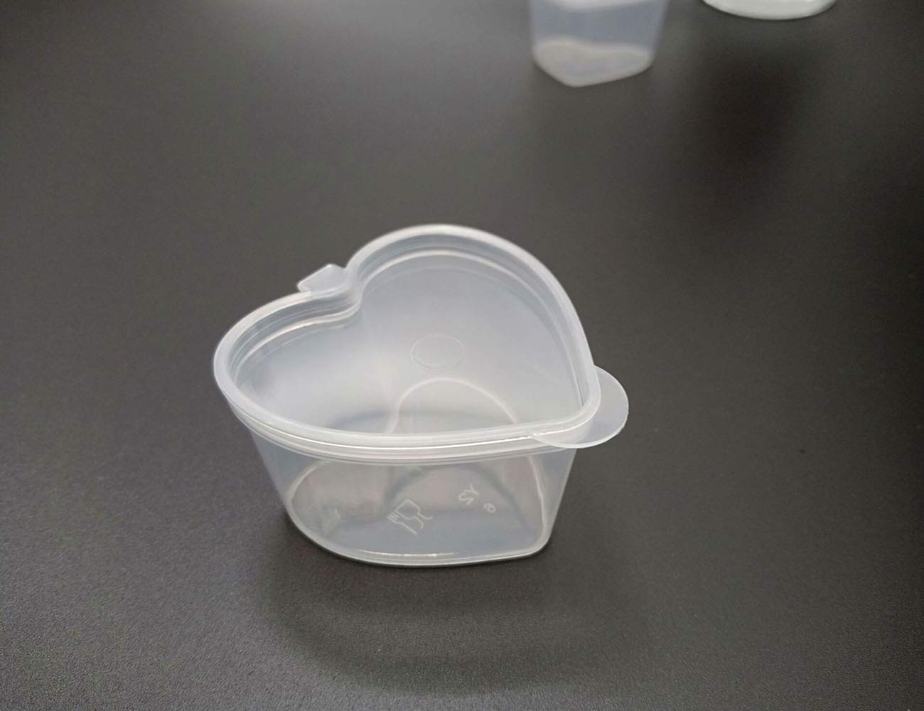 Kbraveo 40 Packs Slime Containers, Heart Shaped Slime Storage Containers With Lids for 20g Slime DIY Art Craft Making