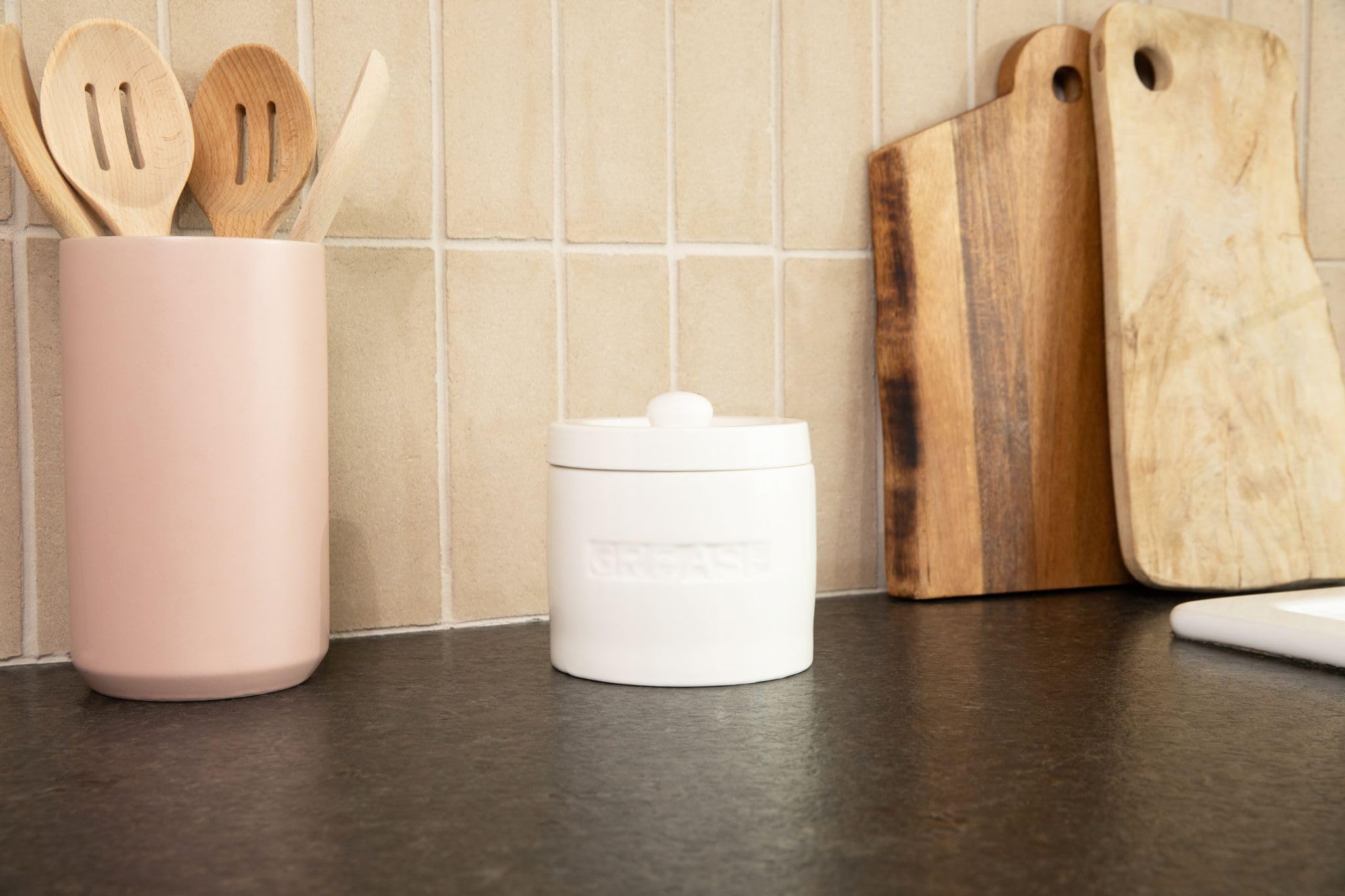 Ceramic Grease Container Keeper with Metal Stainless Steel Strainer and Lip for Easy Pour (Ivory)
