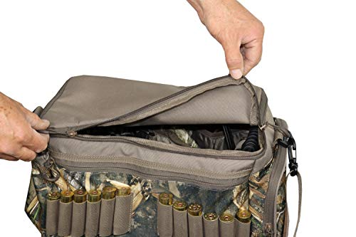 Landing Gear Waterfowl Deluxe Blind Bag with Molded Waterproof Bottom