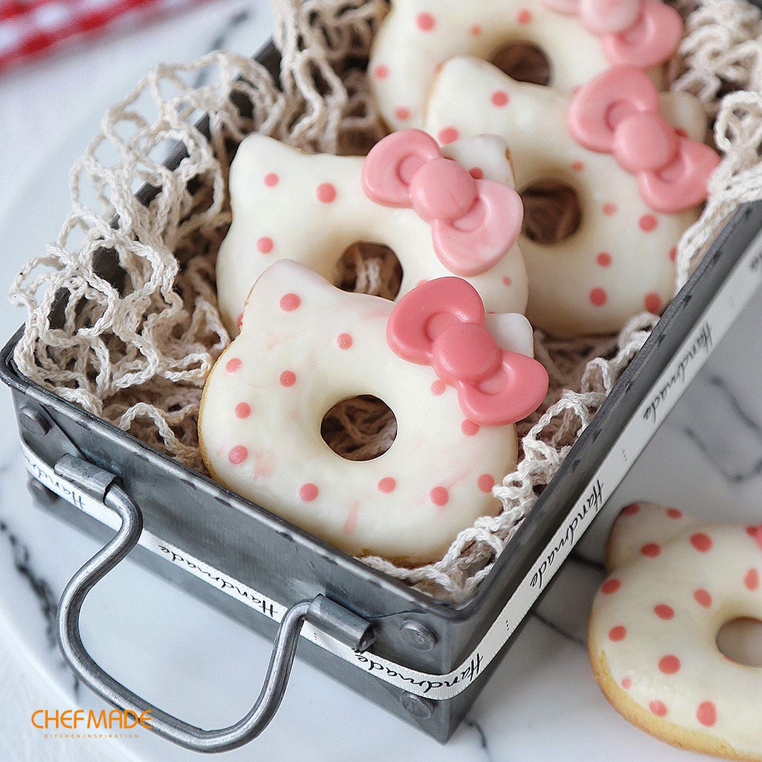CHEFMADE Hello Kitty Donut Pan, 6-Cavity Non-Stick Silicone Doughnut Cake Mold for Oven Baking (Pink)