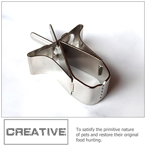 Ipetboom Bird Fruit Clips Bird Cage Food Holder Clips 4pcs Stainless Steel Parrot Fruit Vegetable Clips Bird Cage Feeder Clip for Budgie Parakeet Cockatoo Macaw Cockatiel Conure