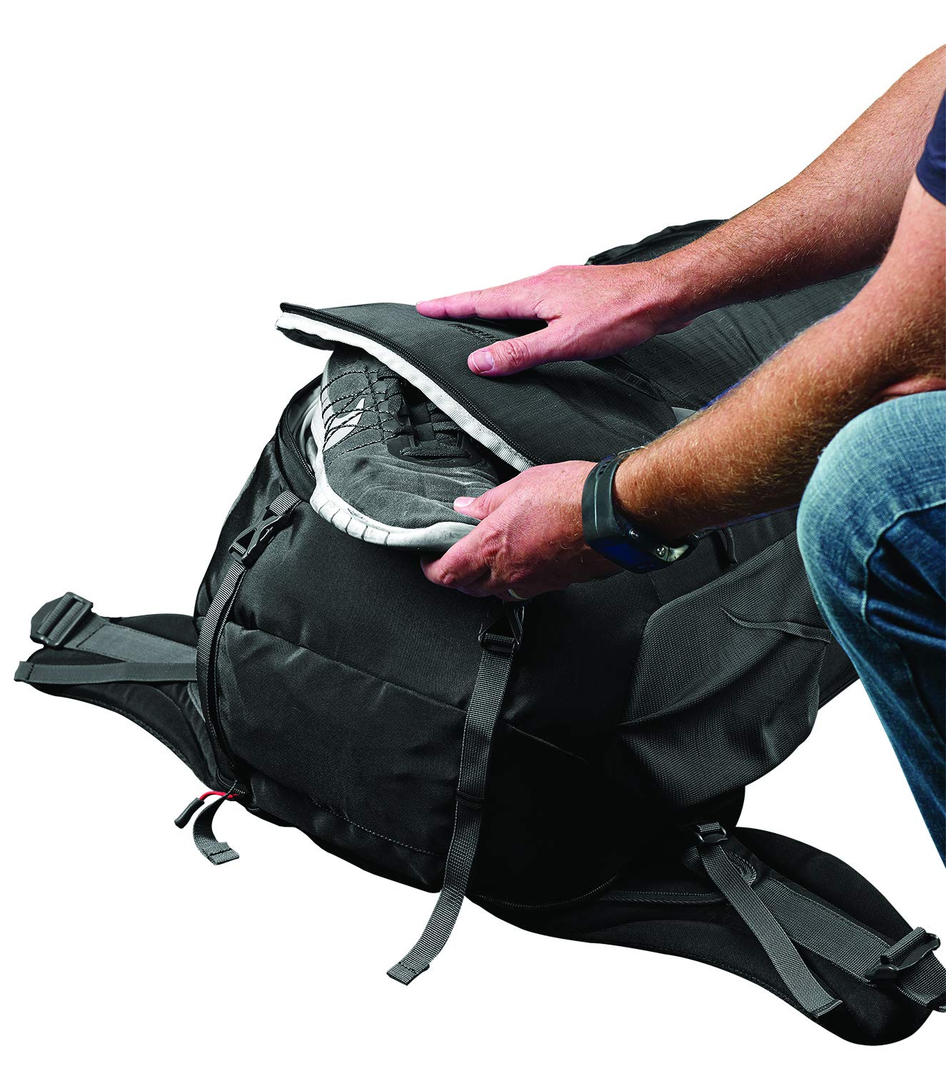 Caribee Magellan 65 RFID Travel Pack