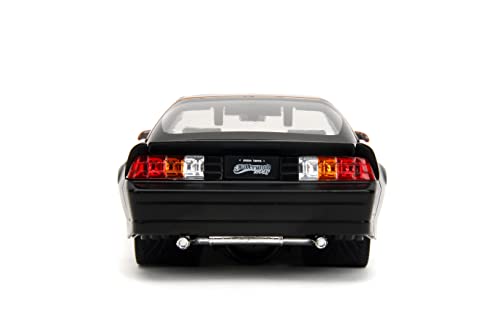 Jada Toys Cheetos 1:24 1985 Chevy Camaro Z28 Die-Cast Car & 2.75" Chester Cheetah Figure, Orange
