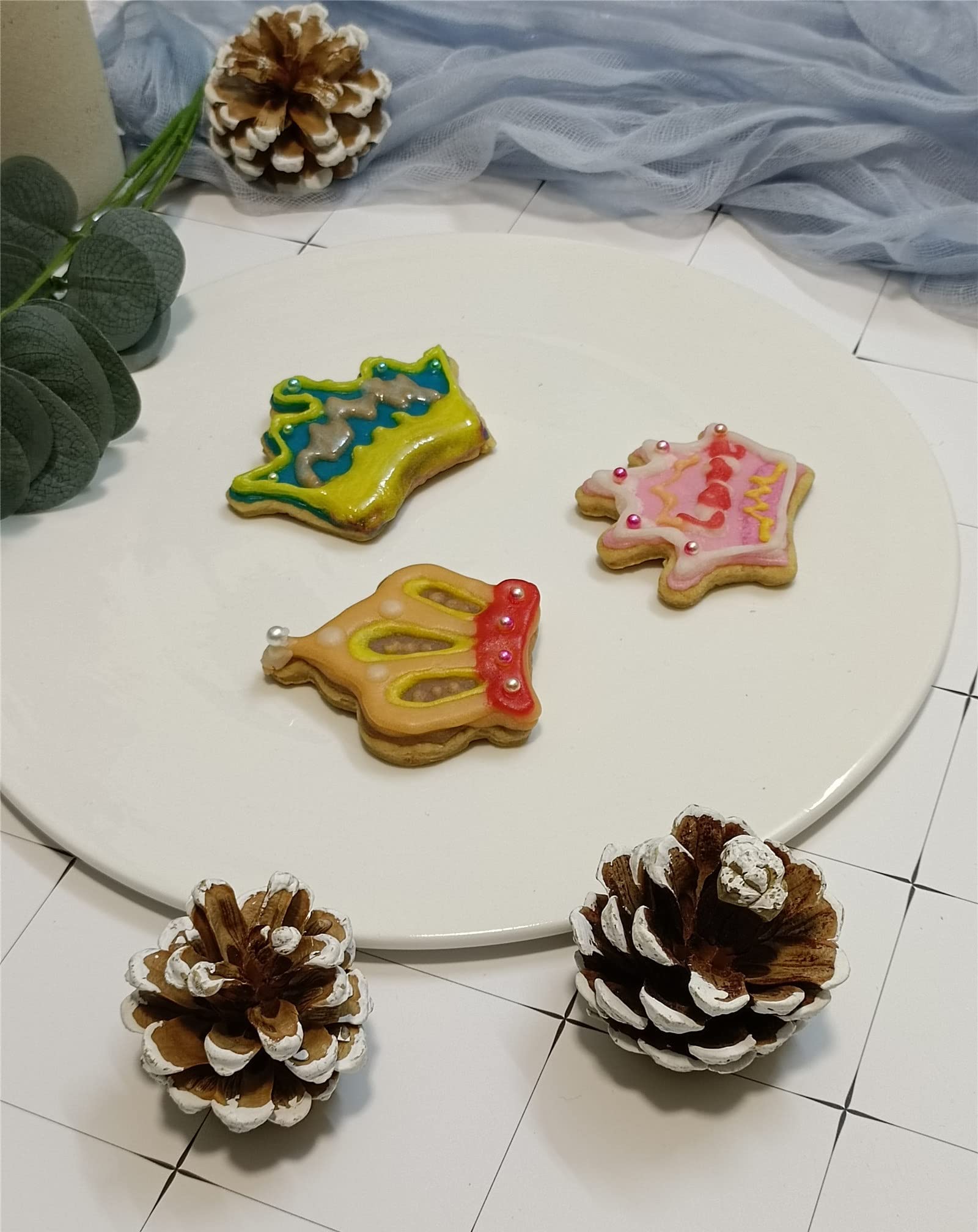 Crown Cookie Cutter Set of 3 pcs, Stainless Steel Princess Crown Shaped Fondant Cutters Baking Molds