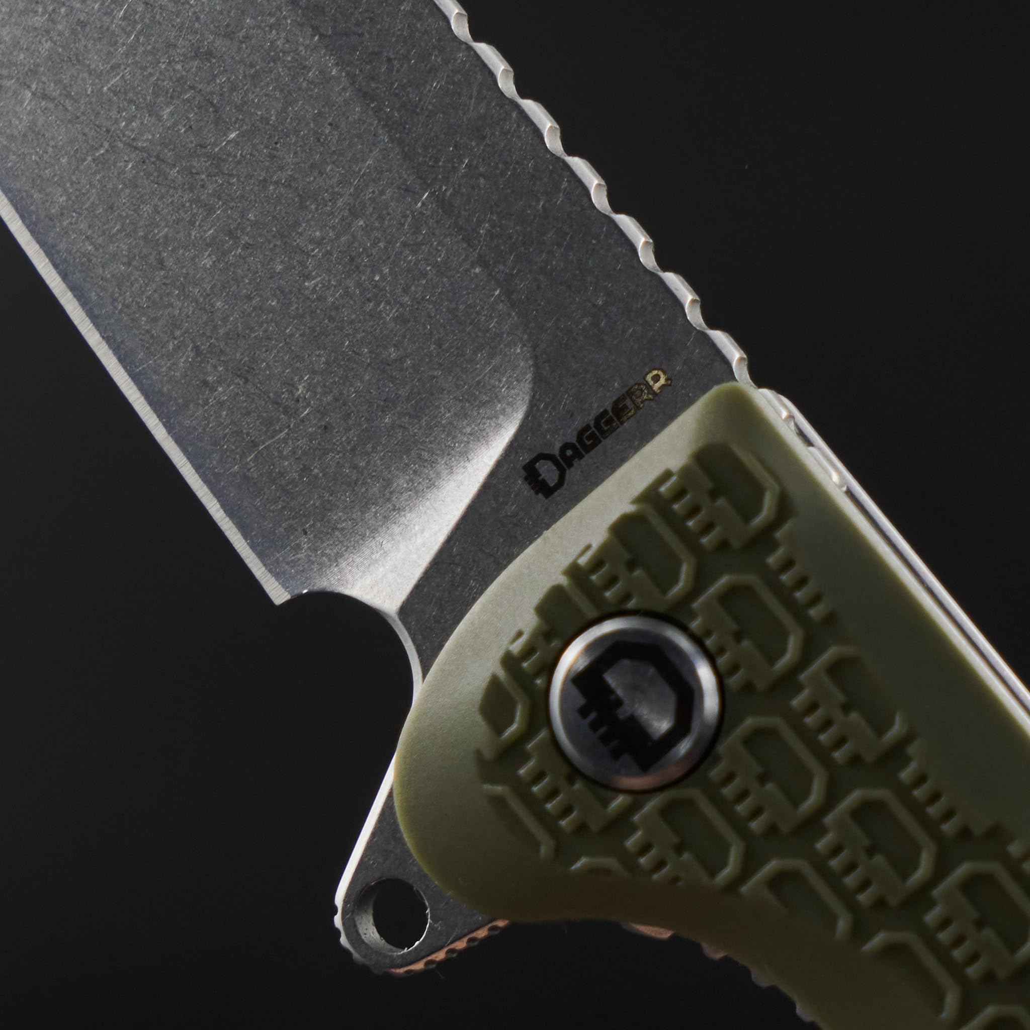 Generic Yakuza Discover Line by Daggerr (Olive handle and stonewashed blade)