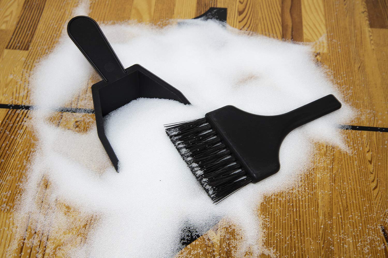 YDDS Shuffleboard Sand with Shuffleboard Brush - Shuffleboard Wax Set for Shuffleboard Table + Shuffleboard Brush + Mini Dustpan and Brush