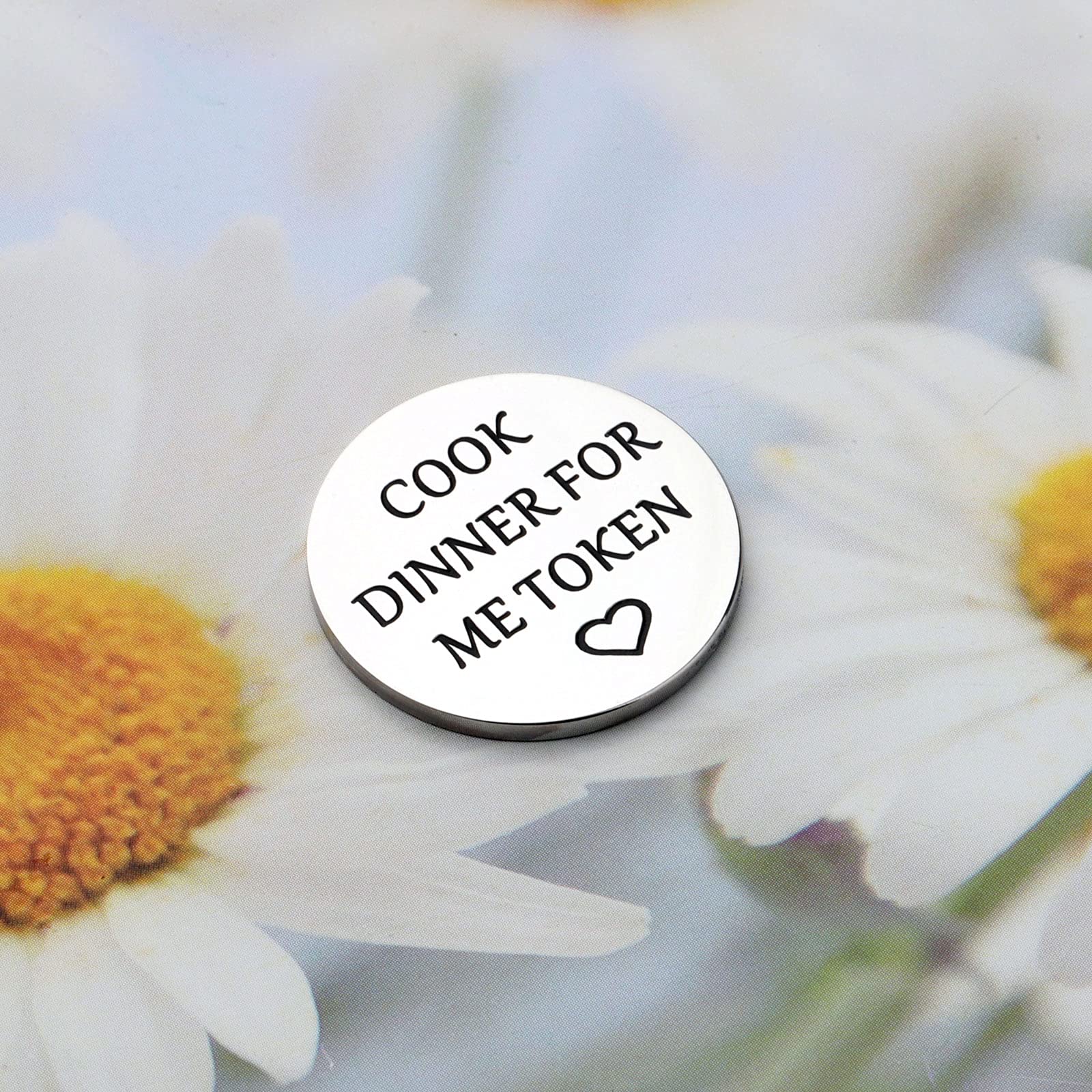 TGBJE Love Tokens Gift for Girlfriend Boyfriend Wife Husband Couples Pocket Hug Token Gift Soulmate Life Game Token (Cook Dinner Token)