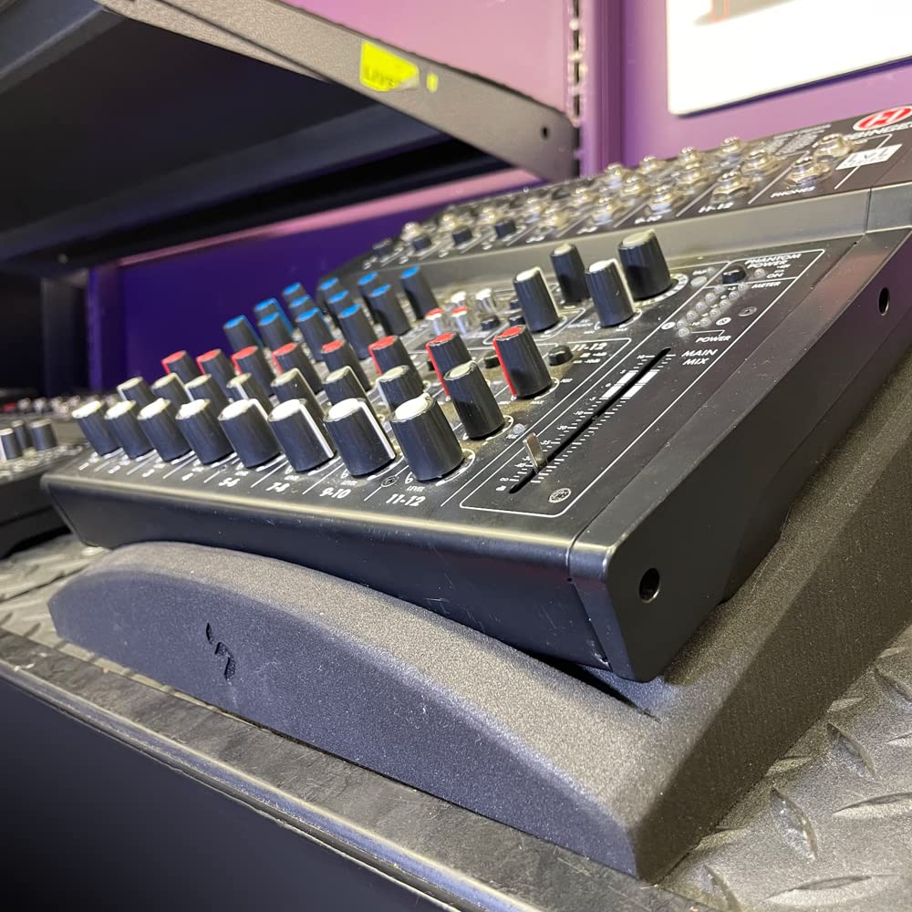 Soundrise PAD STAND 11in x 12in Large Top Plate for Midi Controllers Drum Machines Mixers for Akai MPC Ableton Push 20° Angle (1 X Pad Stand)