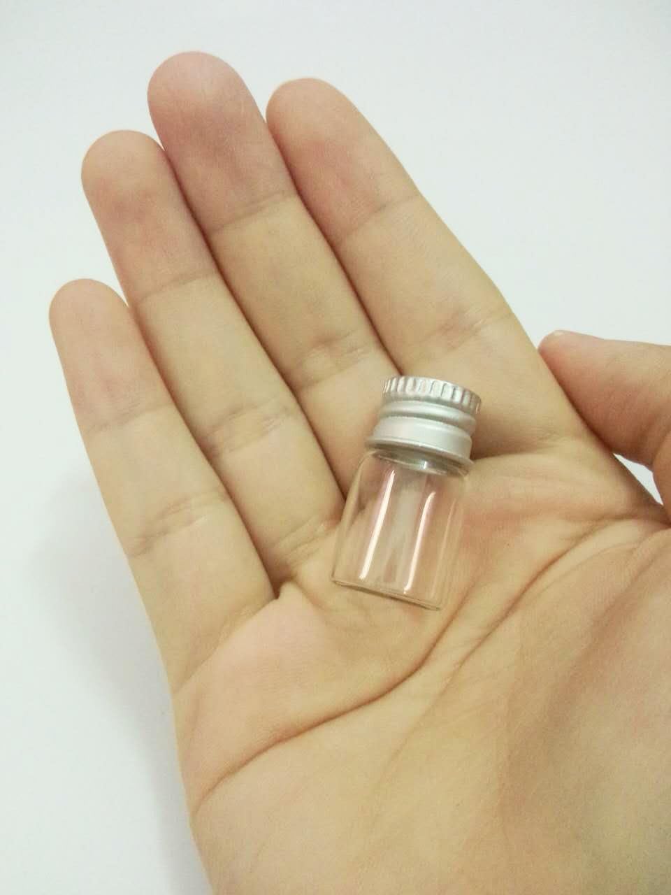 Luo House 10pcs 16x26mm Tiny Mini Small Clear Bottles Glass Vials 2.0ml 1/2 Dram with Caps