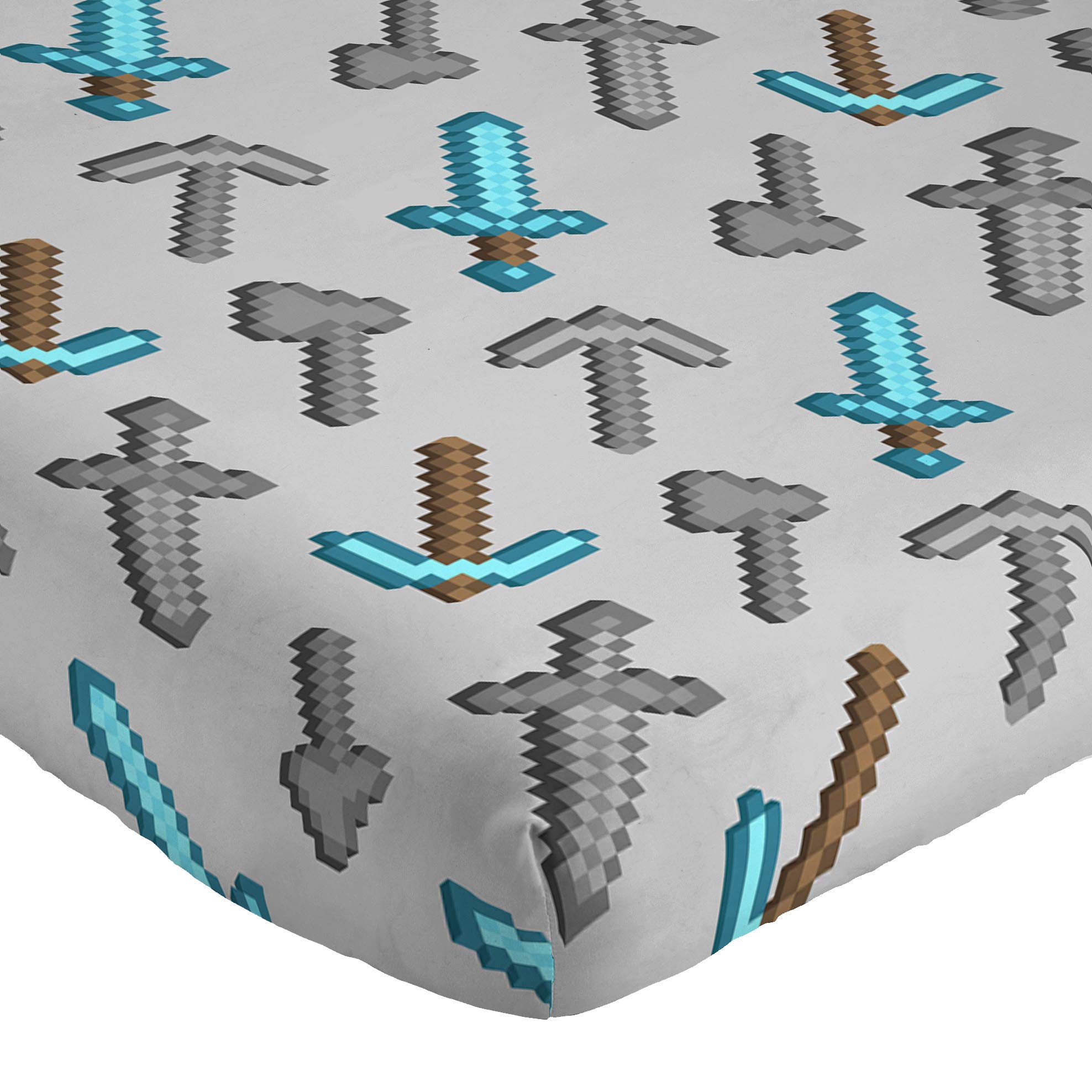 Jay Franco Minecraft Isometric Characters Twin Sheet Set - Super Soft and Cozy Kid’s Bedding - Fade Resistant Polyester Microfiber Sheets (Official Minecraft Product)